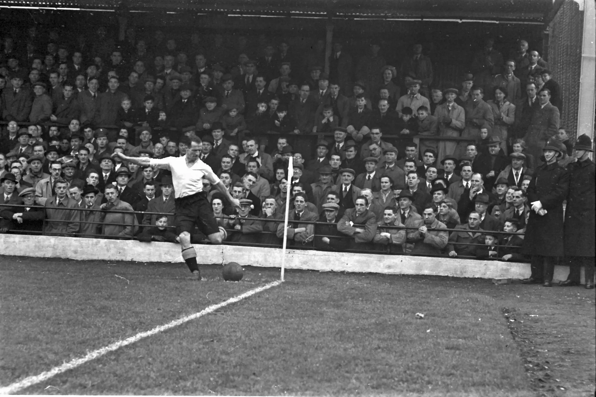 Dally Duncan | Hatters Heritage | A History of Luton Town FC