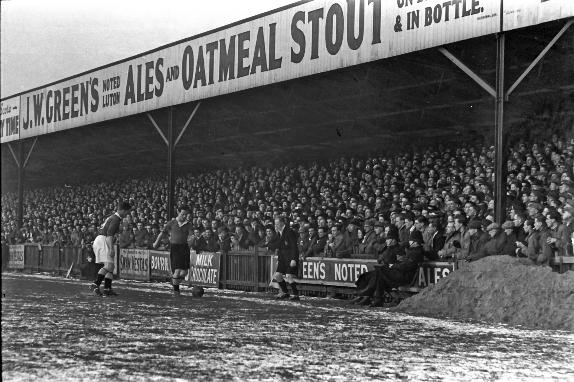 Dally Duncan | Hatters Heritage | A History of Luton Town FC