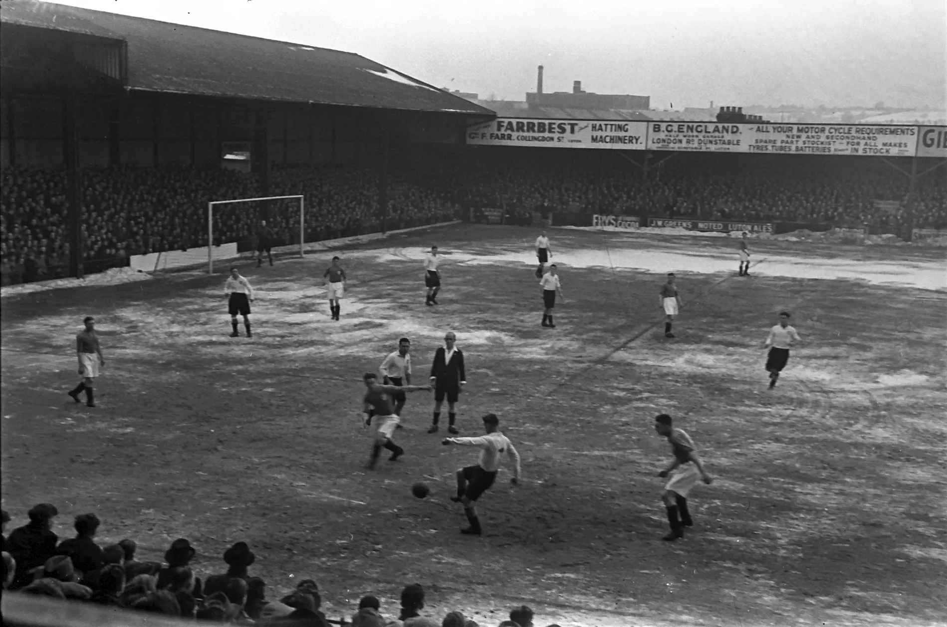 Wally Shanks | Hatters Heritage | A History of Luton Town FC