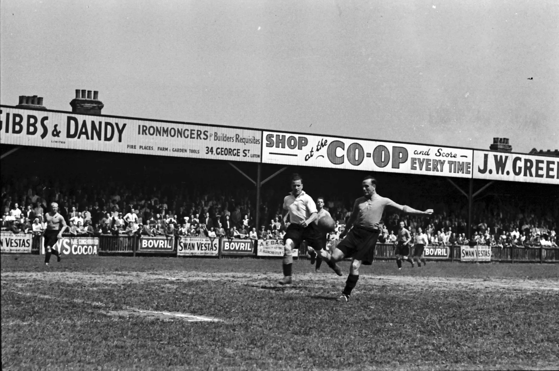 Luton Town FC vs Newport County (31st May 1947) | Hatters Heritage | A ...