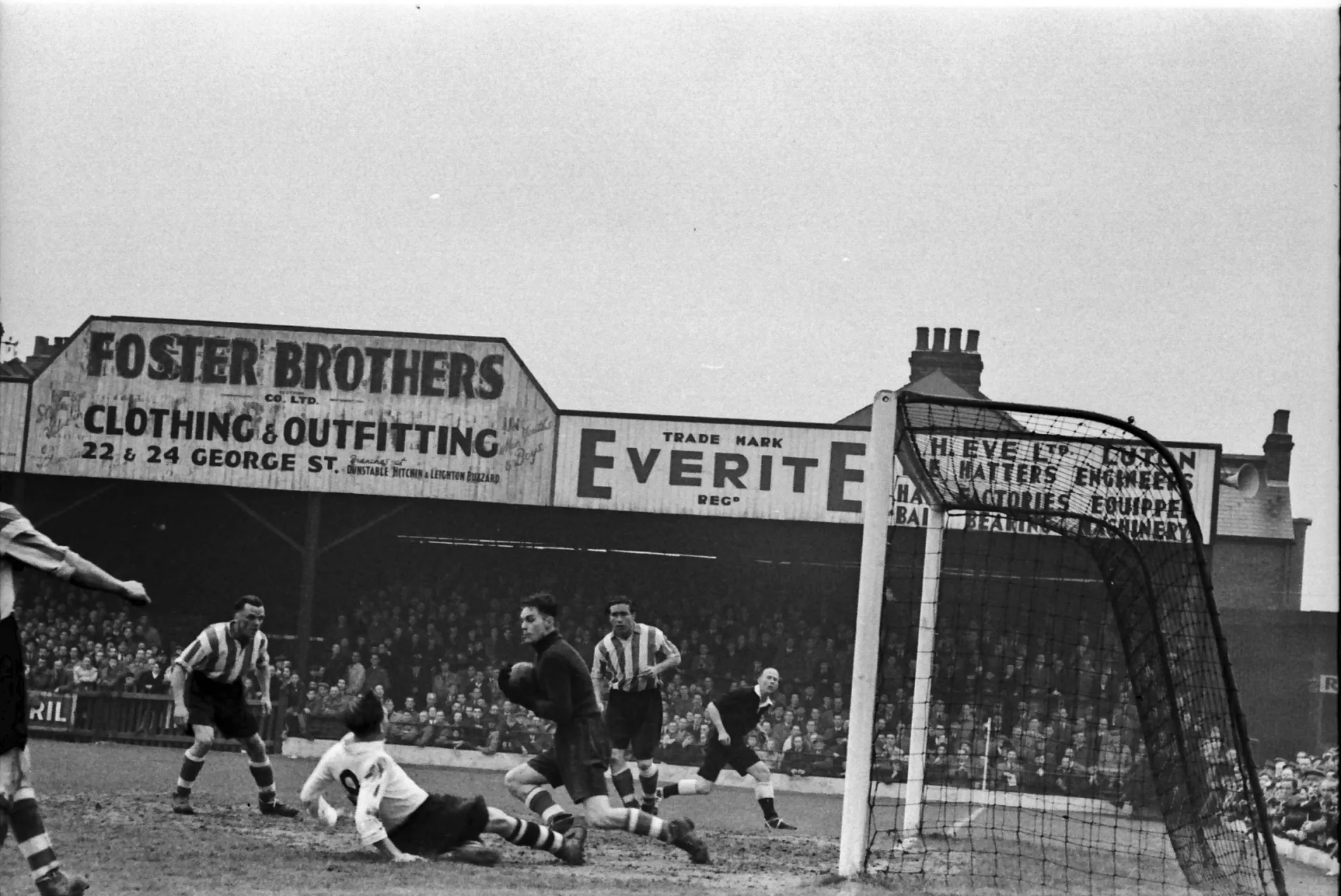 Luton Town FC vs Southampton (17th Apr 1948) | Hatters Heritage | A History of Luton Town FC