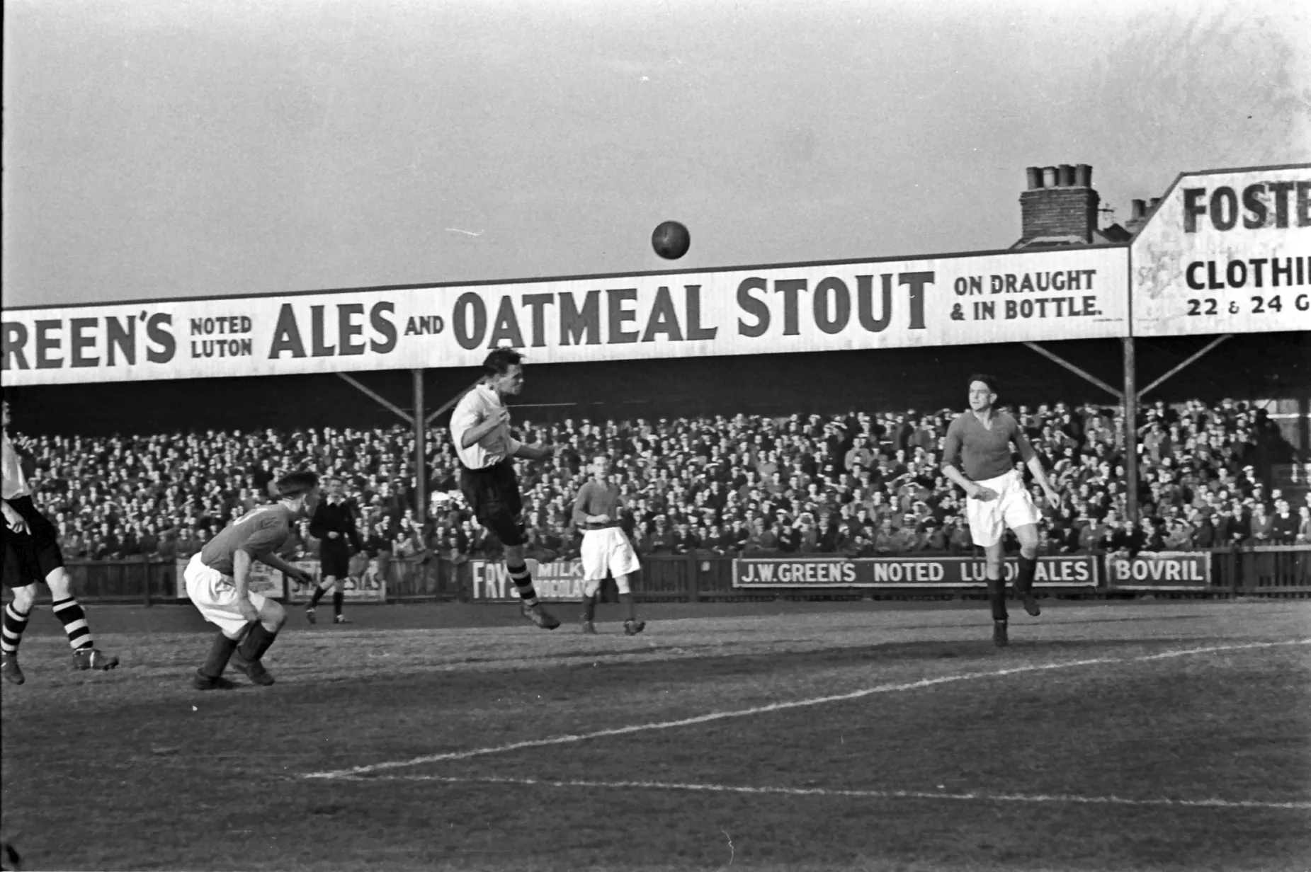 Luton Town FC vs Chesterfield (8th Nov 1947) | Hatters Heritage | A ...