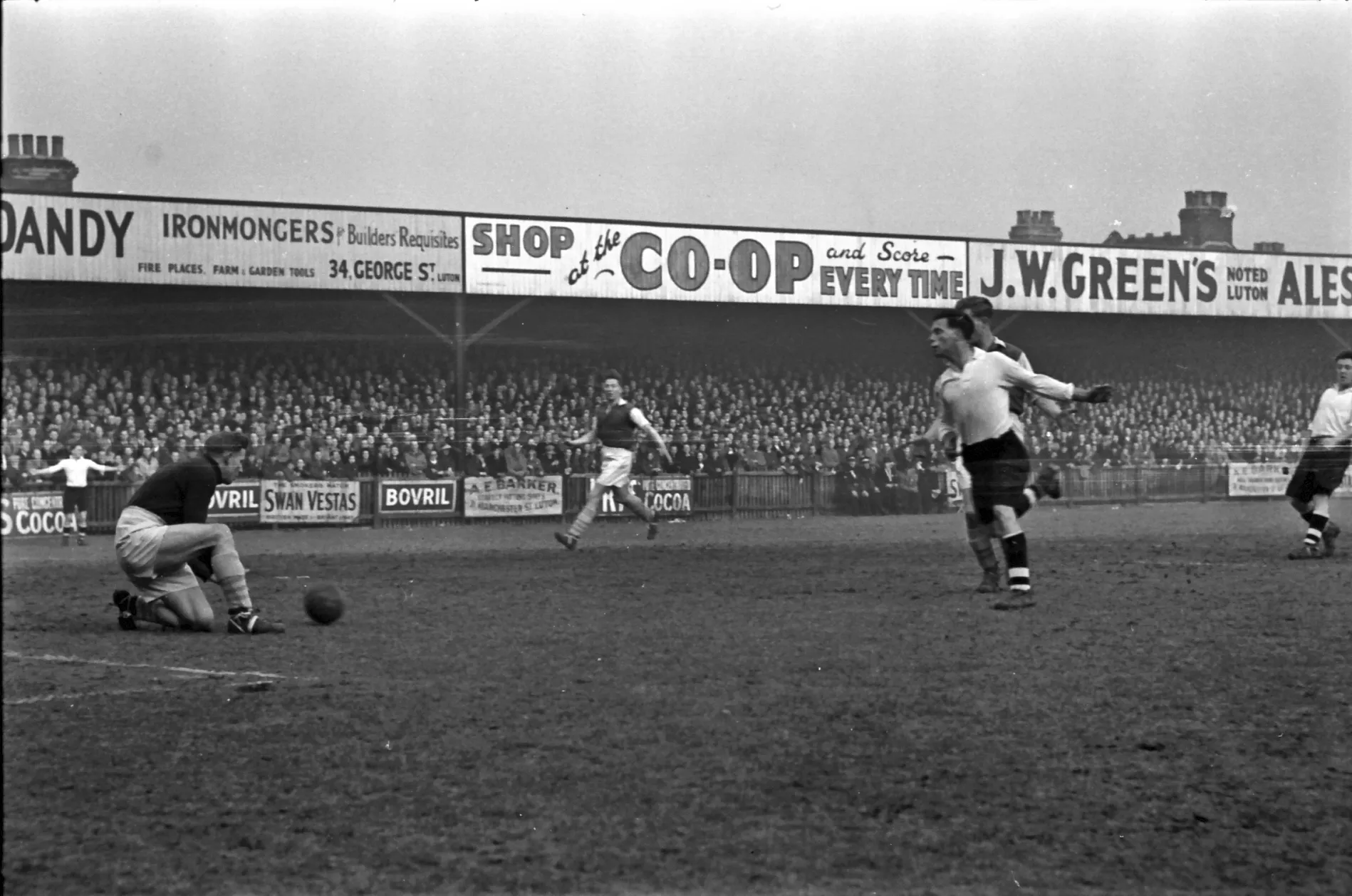 Ted Duggan | Hatters Heritage | A History of Luton Town FC