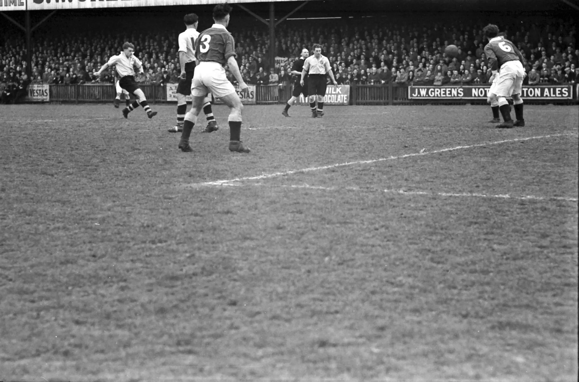 Bobby Brennan | Hatters Heritage | A History of Luton Town FC