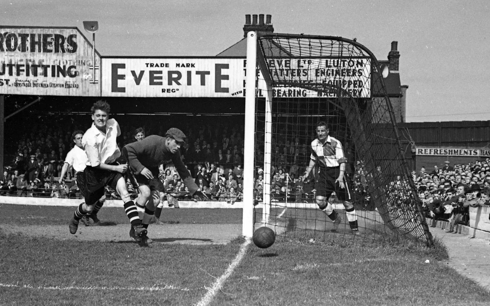 Luton Town FC vs Fulham (18th Apr 1949) | Hatters Heritage | A History of Luton Town FC