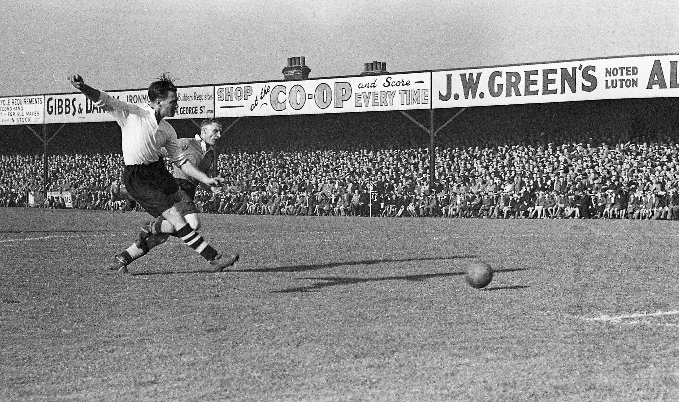 Ted Duggan | Hatters Heritage | A History of Luton Town FC