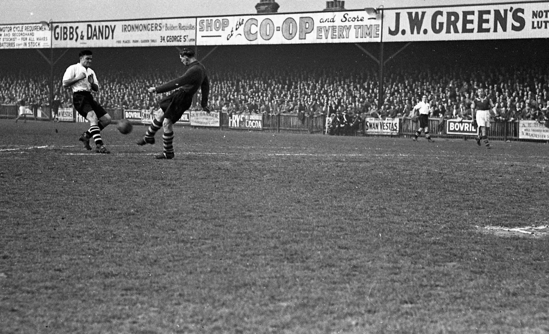 Joe Arnison | Hatters Heritage | A History of Luton Town FC