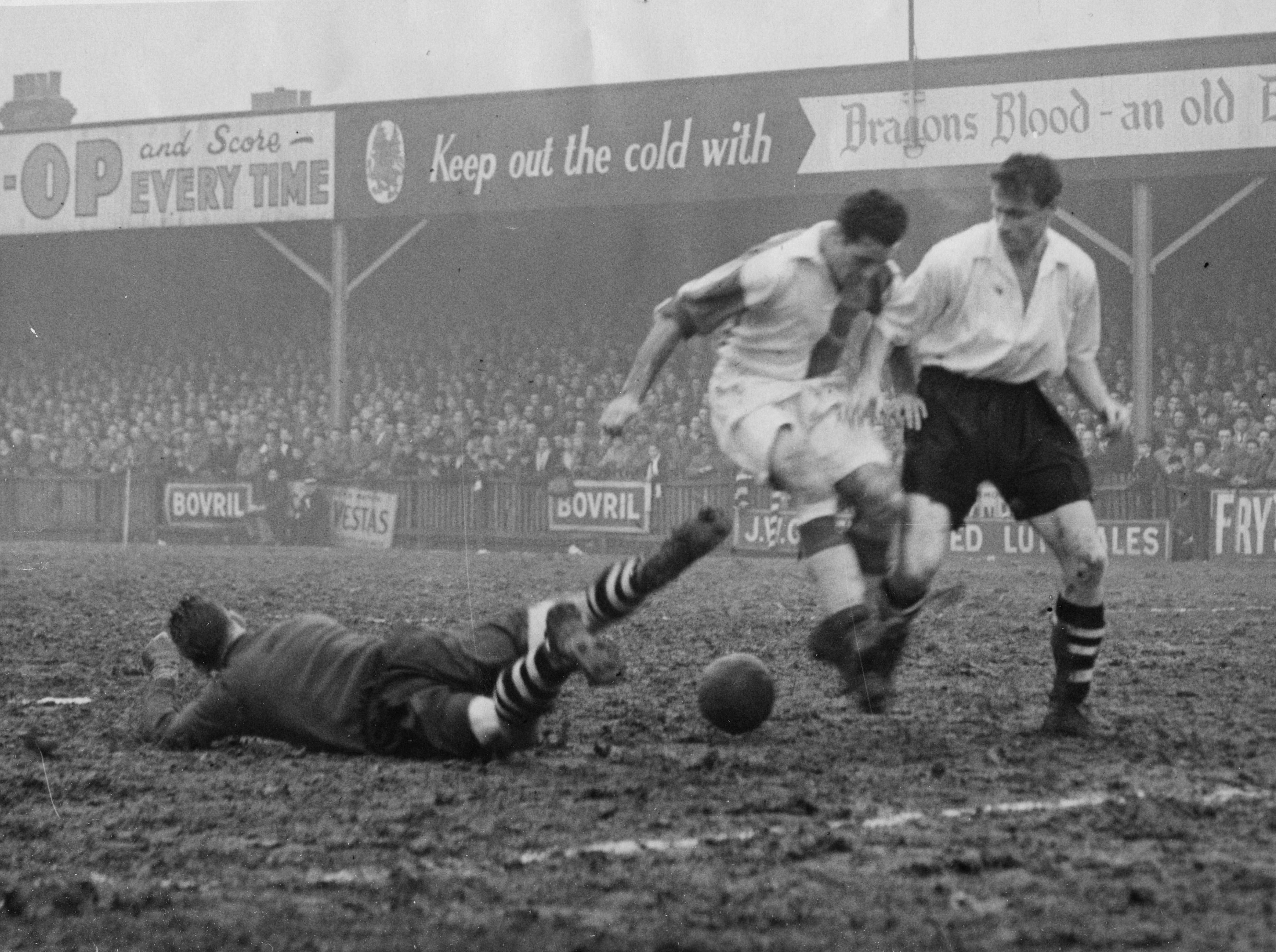 Luton Town FC vs Blackburn Rovers (10th Jan 1953) | Hatters Heritage ...