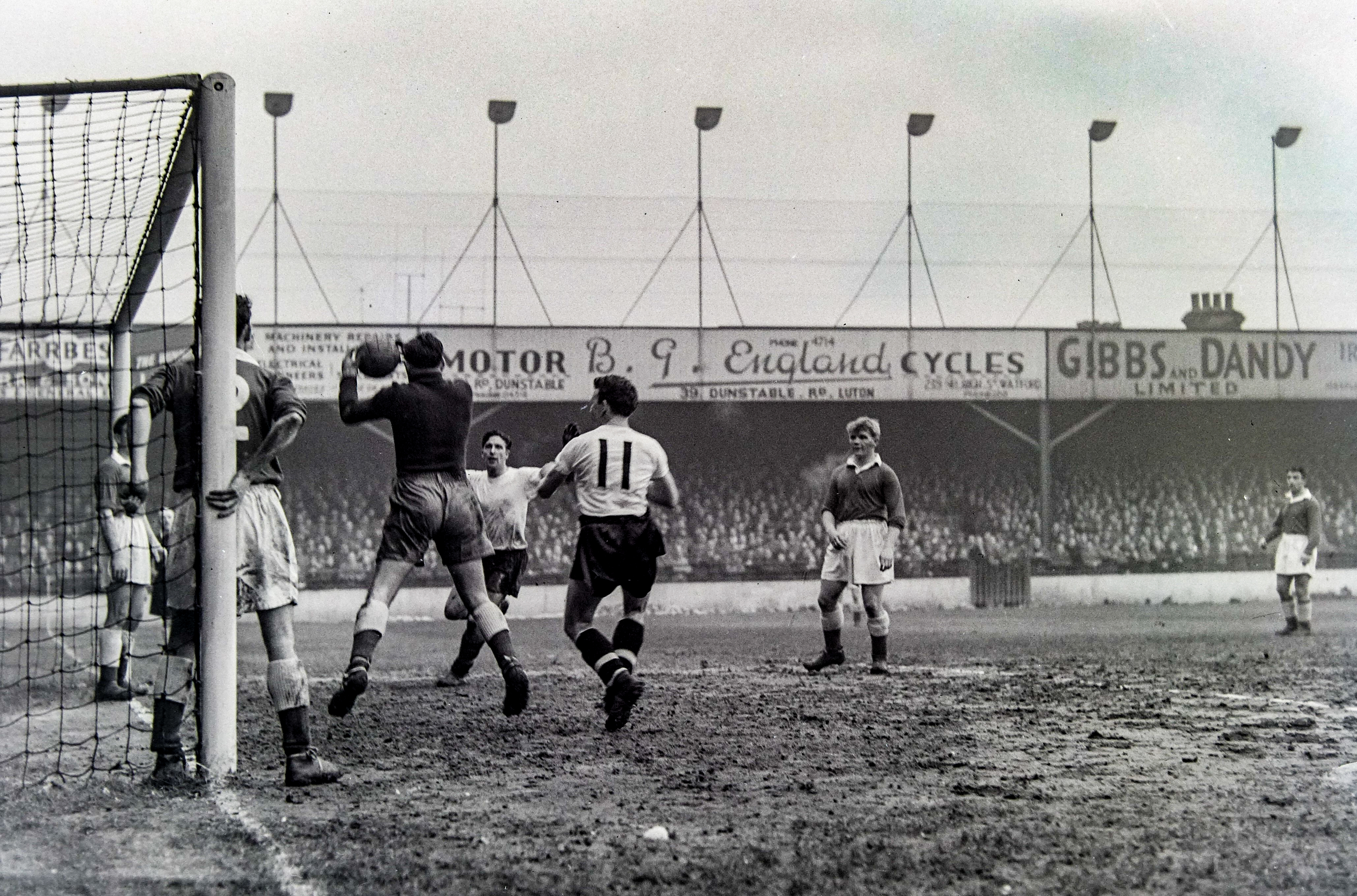 Mick Cullen | Hatters Heritage | A History of Luton Town FC