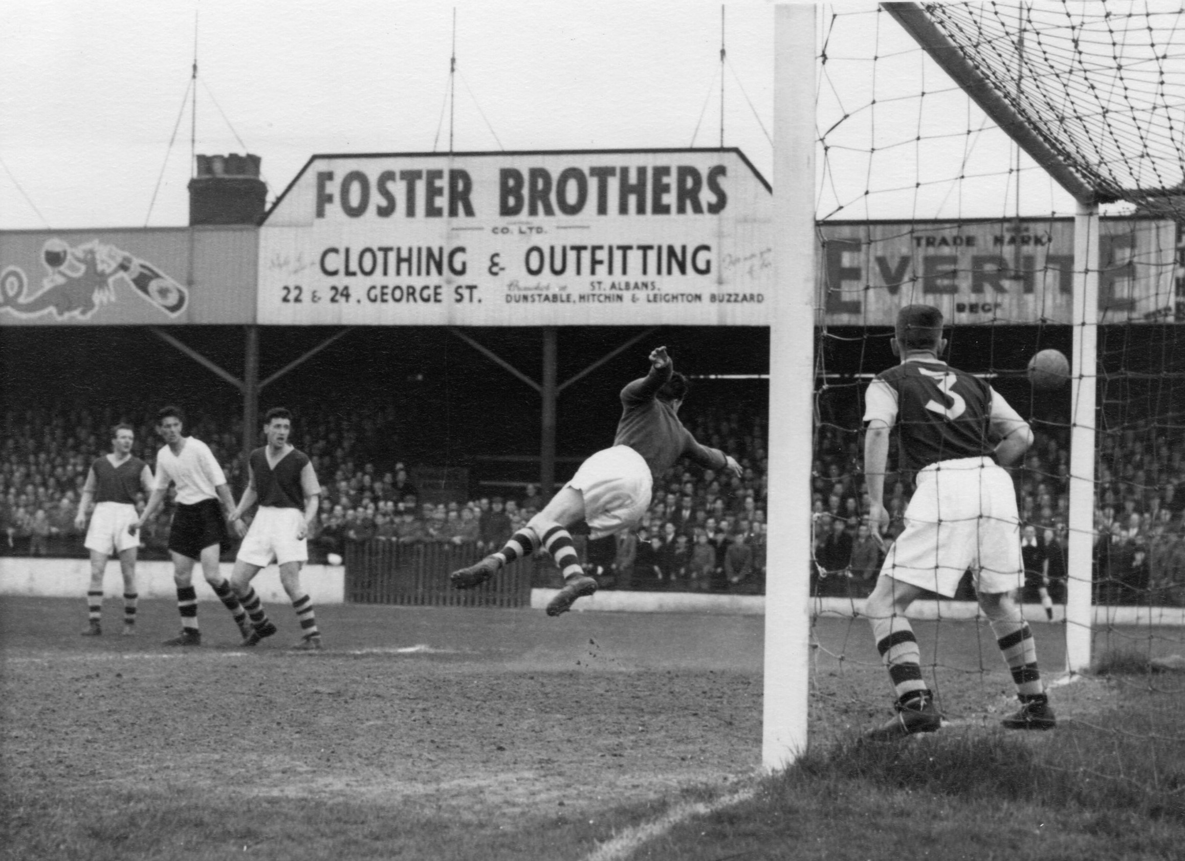 Luton Town FC vs Burnley (28th Apr 1956) | Hatters Heritage | A History ...