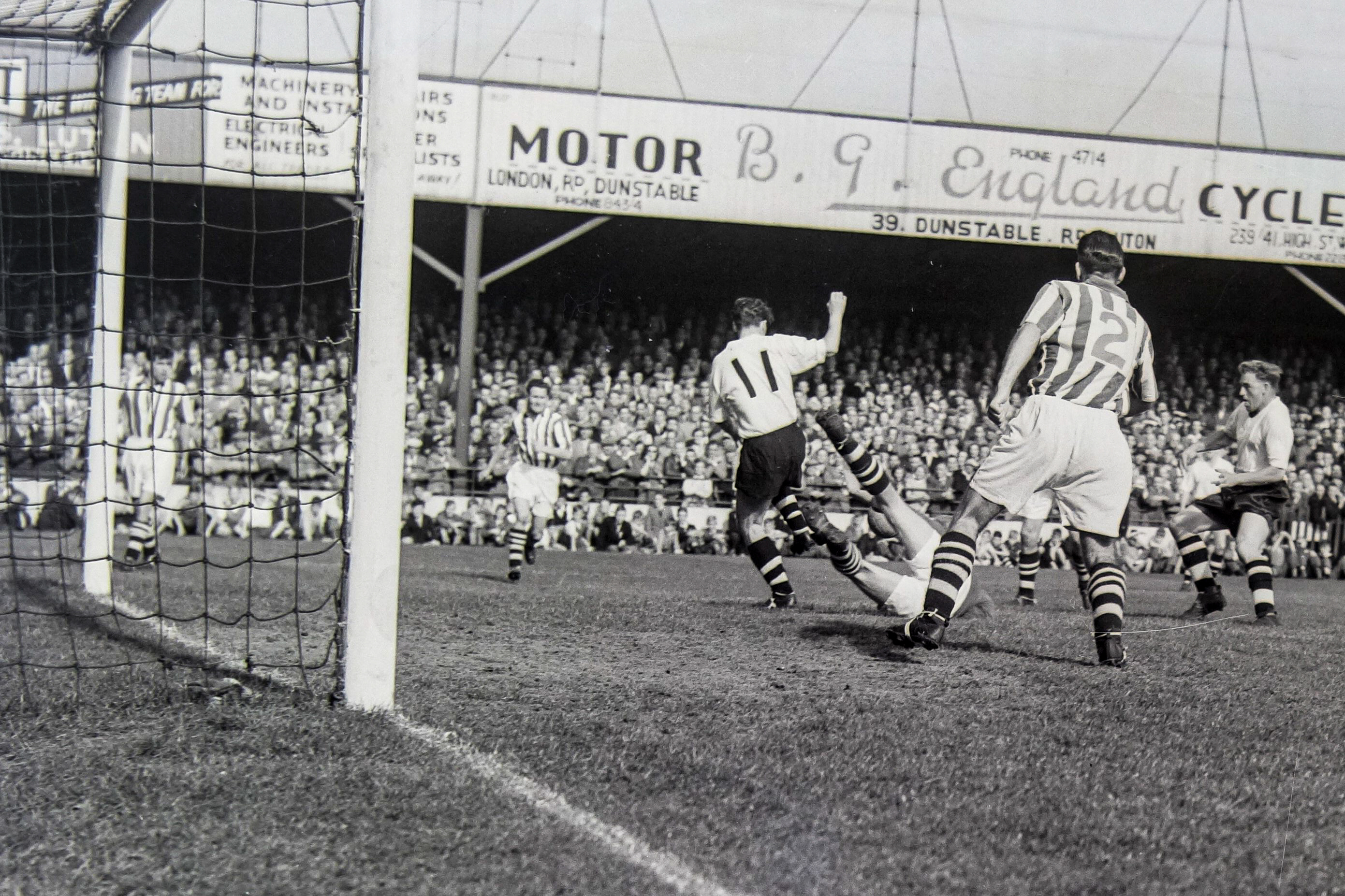 Peter MacEwan | Hatters Heritage | A History of Luton Town FC