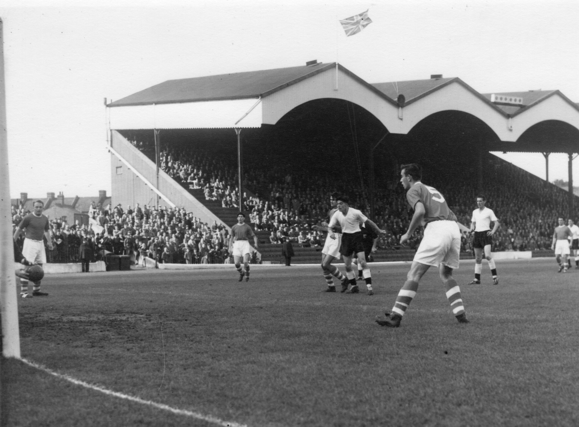Gordon Turner | Hatters Heritage | A History of Luton Town FC