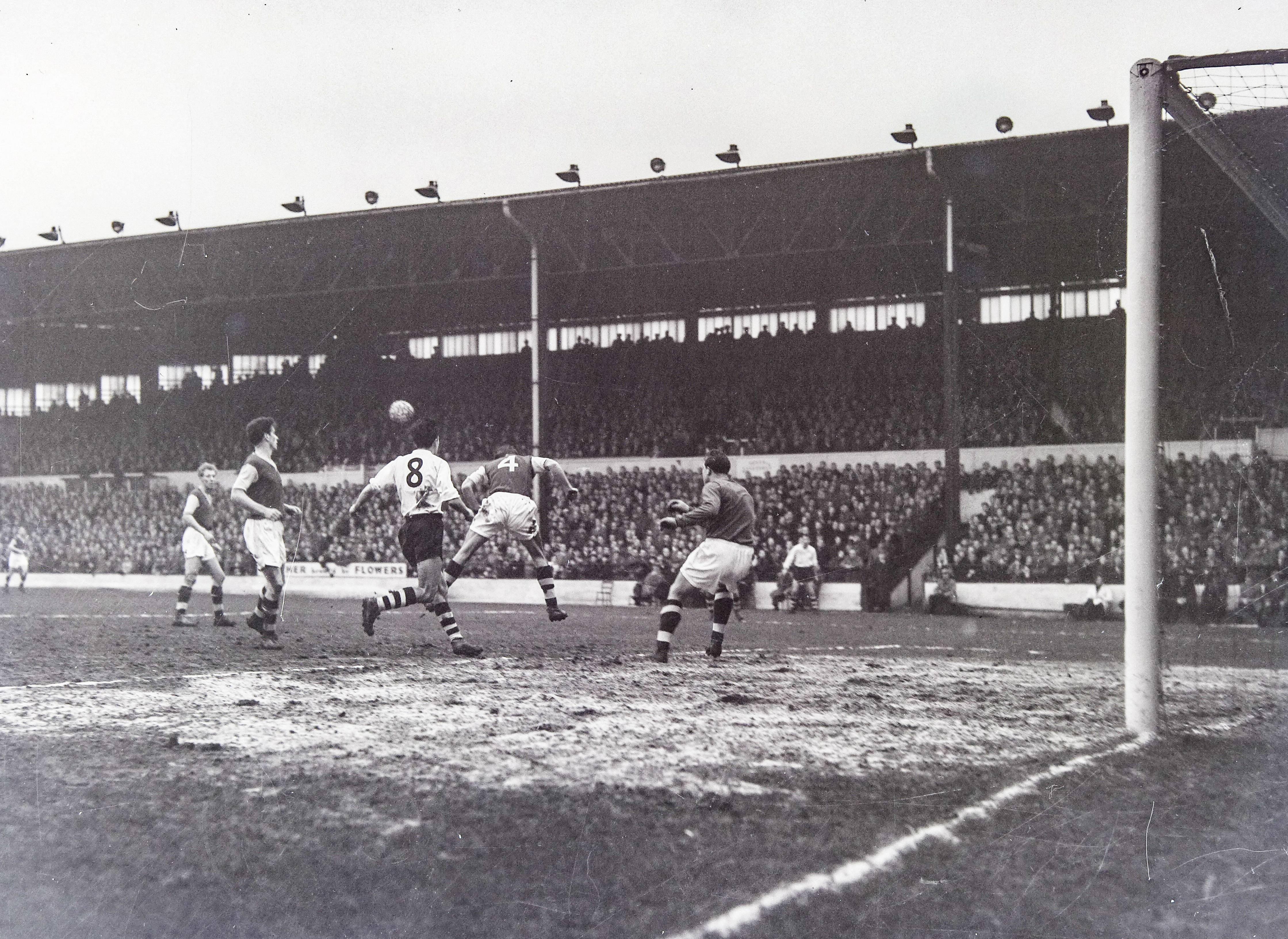 Gordon Turner | Hatters Heritage | A History of Luton Town FC