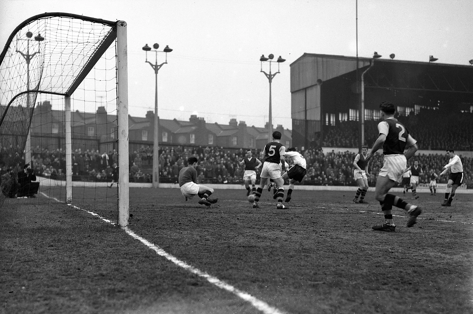 Luton Town FC vs Burnley (7th Feb 1959) | Hatters Heritage | A History ...