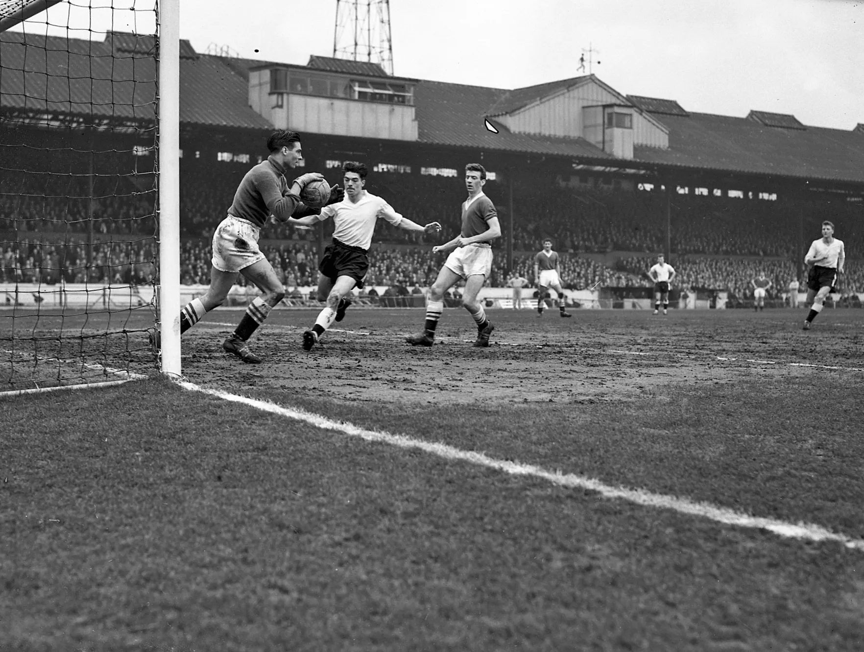 Chelsea vs Luton Town FC (7th Mar 1959) | Hatters Heritage | A History ...