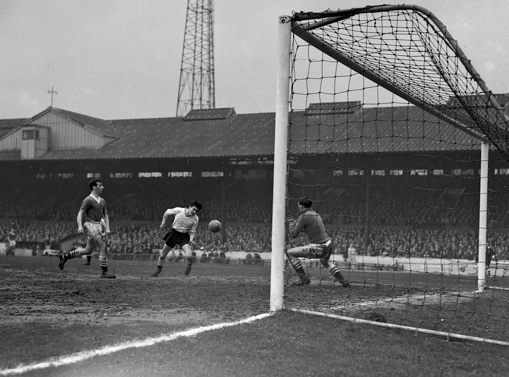 Chelsea vs Luton Town FC (7th Mar 1959) | Hatters Heritage | A History ...
