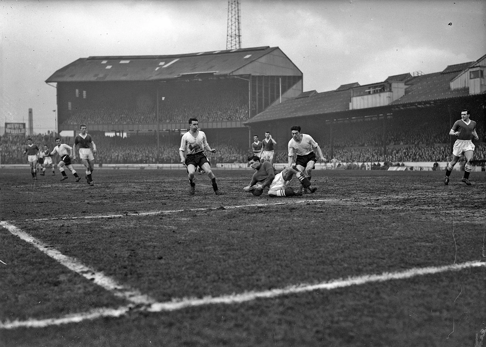 Chelsea vs Luton Town FC (7th Mar 1959) | Hatters Heritage | A History ...