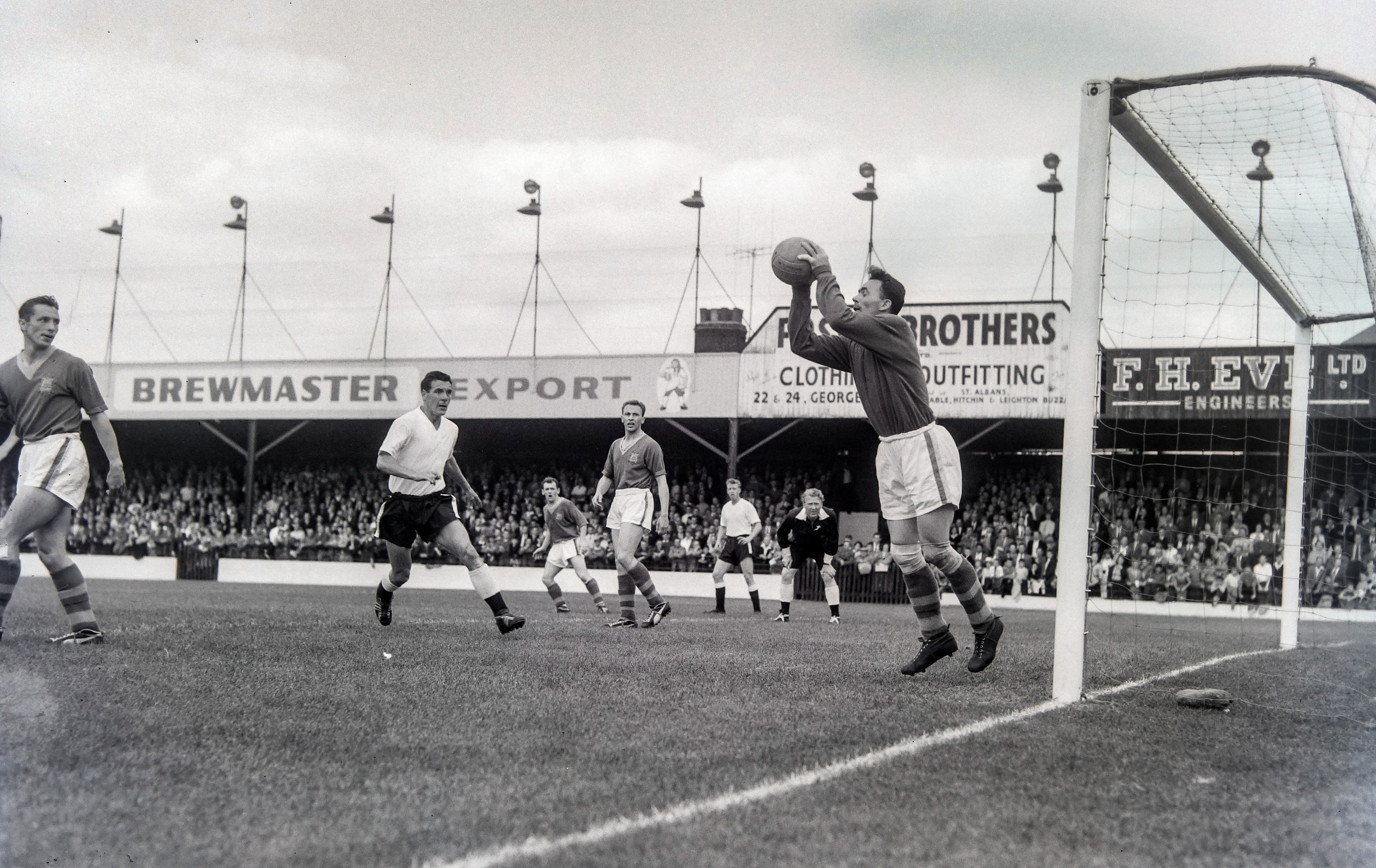 Allan Brown | Hatters Heritage | A History of Luton Town FC