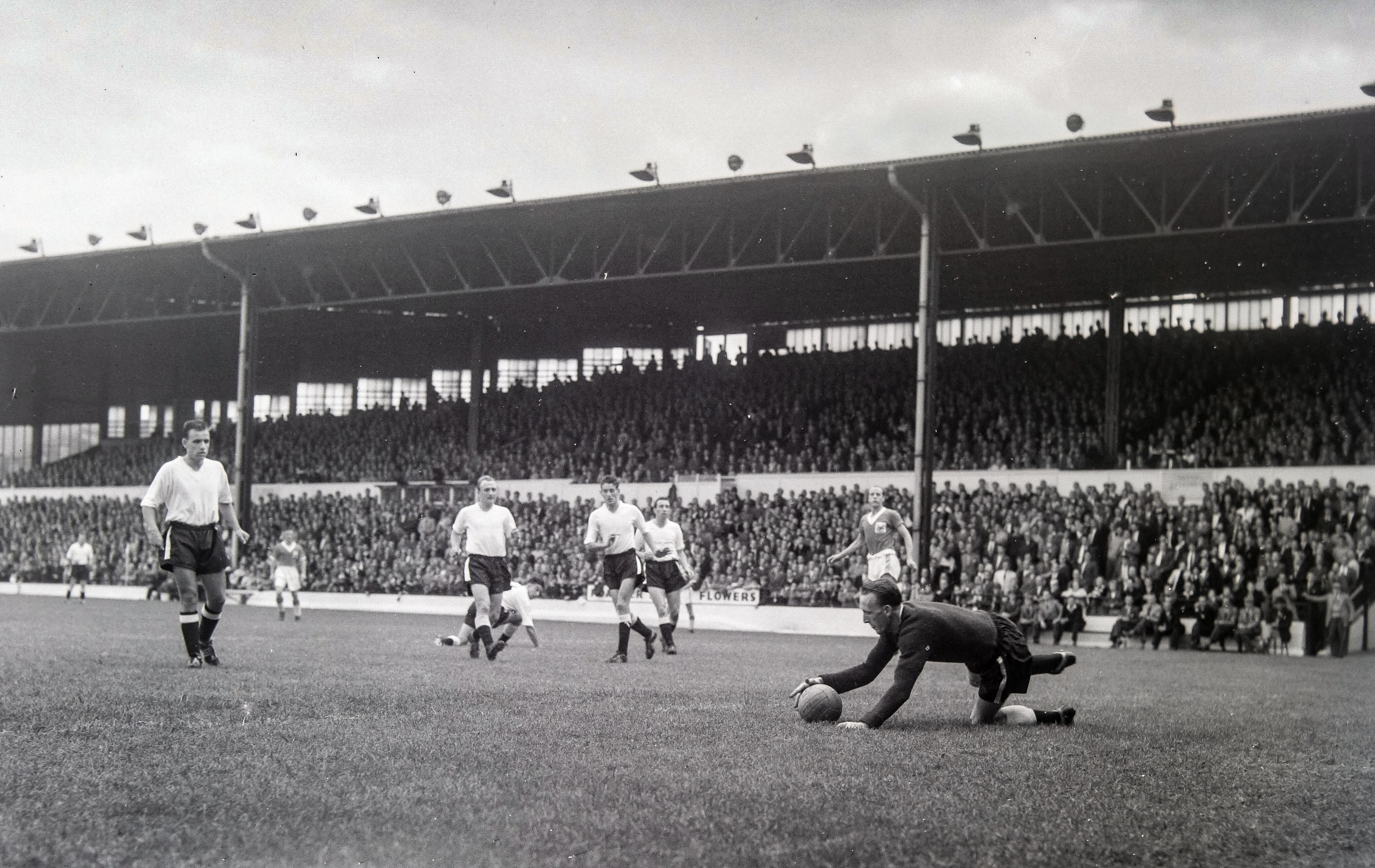 Ron Baynham | Hatters Heritage | A History of Luton Town FC