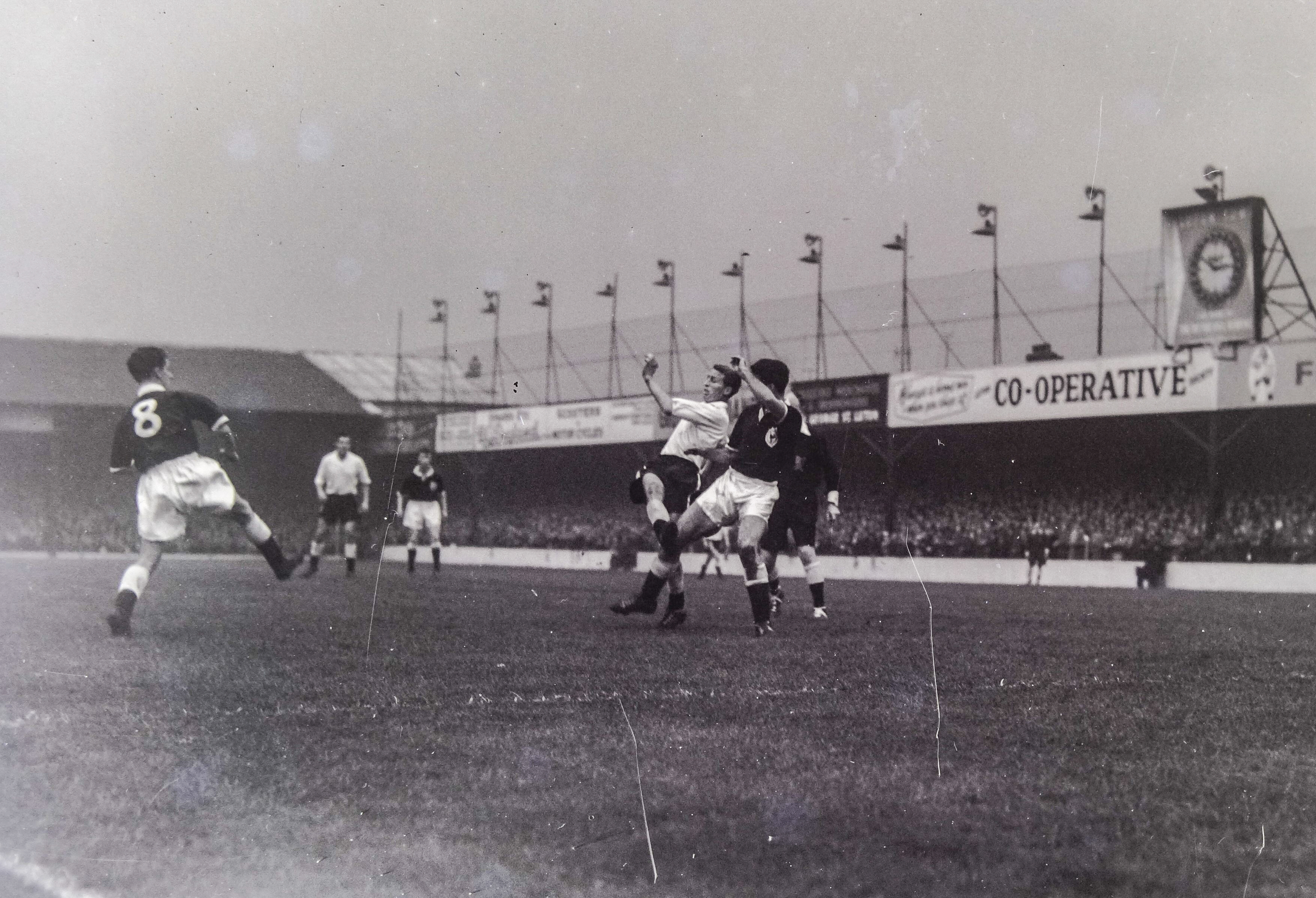 David Pacey | Hatters Heritage | A History of Luton Town FC