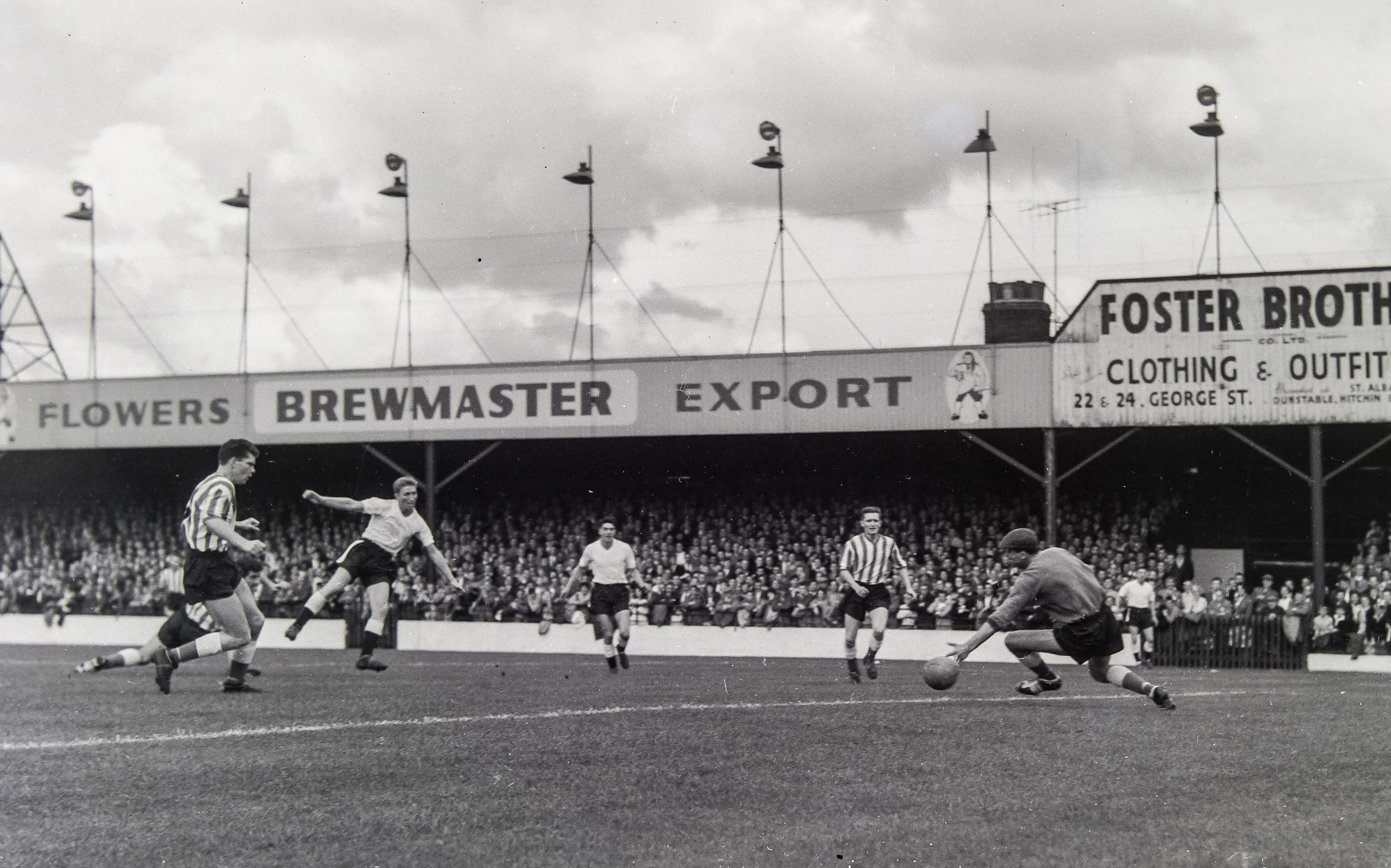 David Pacey | Hatters Heritage | A History of Luton Town FC
