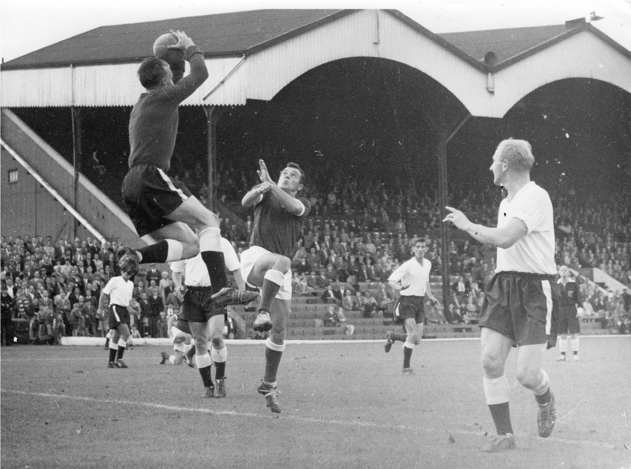 Ron Baynham | Hatters Heritage | A History of Luton Town FC