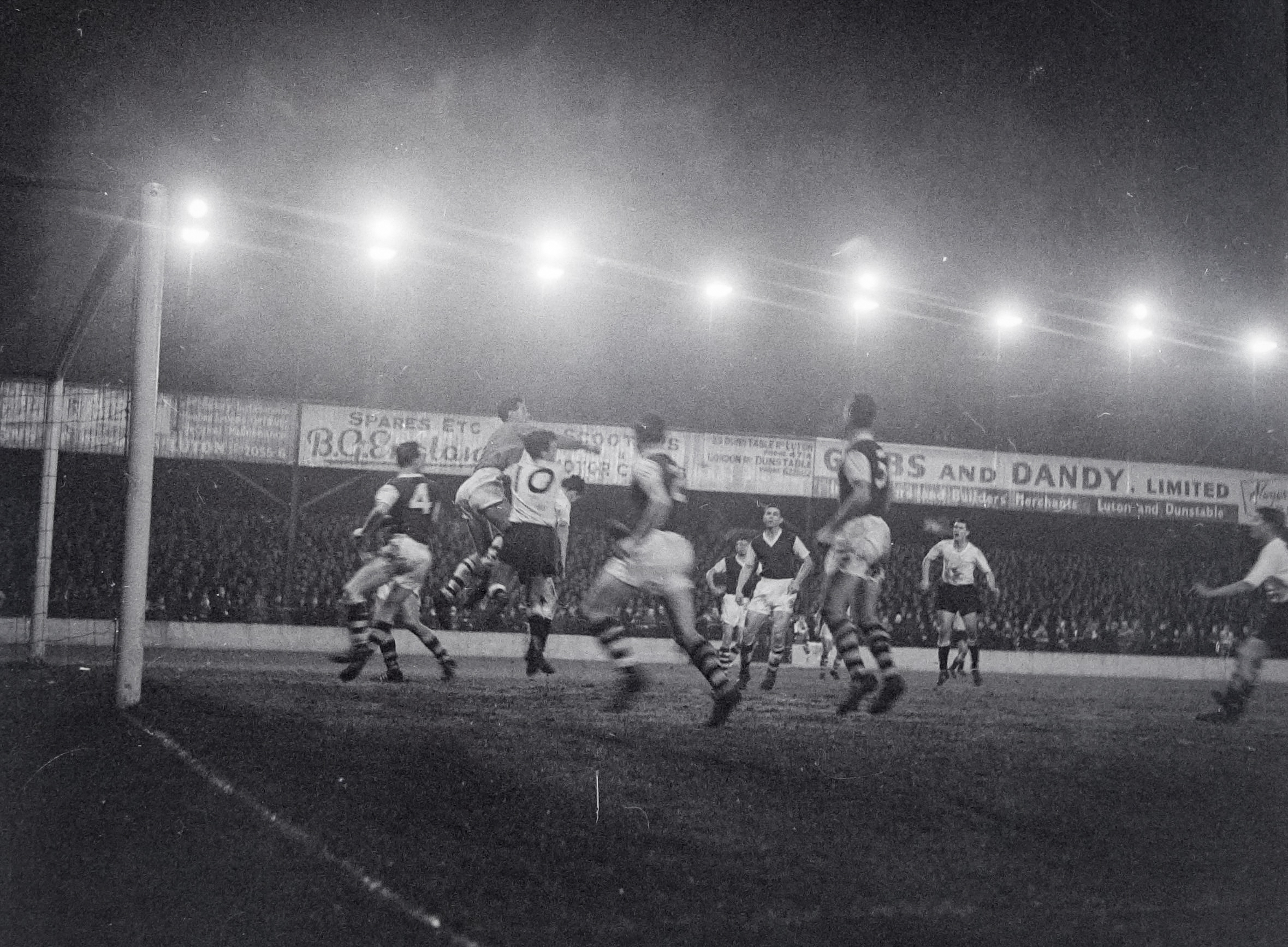 Luton Town FC vs Ipswich Town (10th Jan 1962) | Hatters Heritage | A ...