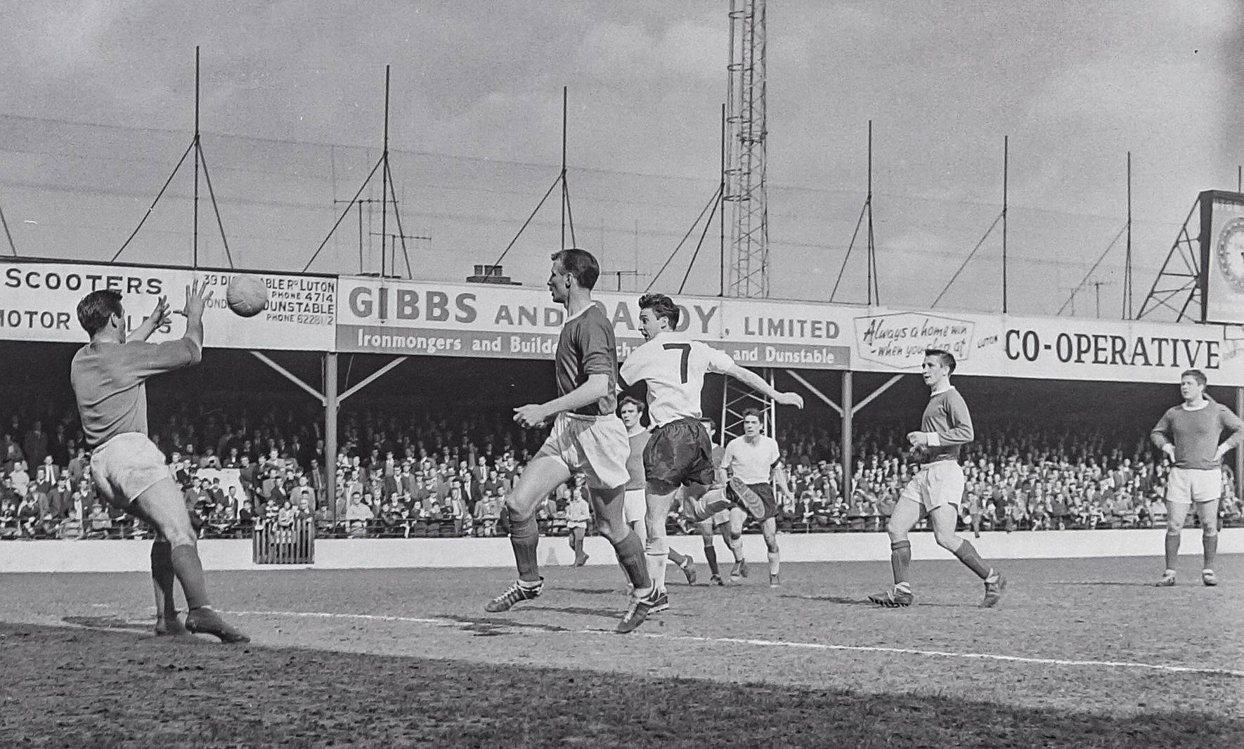 Luton Town FC vs Wrexham (11th Apr 1964) | Hatters Heritage | A History ...