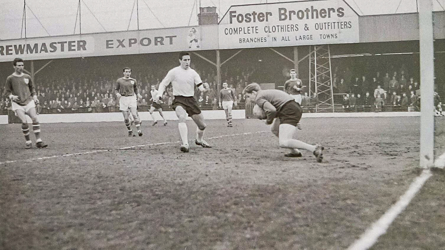 Gordon Riddick | Hatters Heritage | A History of Luton Town FC