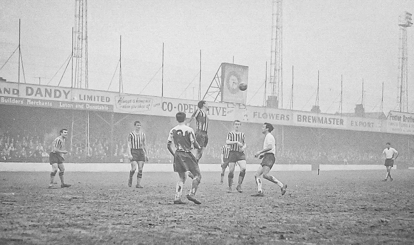 Luton Town FC vs Hull City (29th Feb 1964) | Hatters Heritage | A ...
