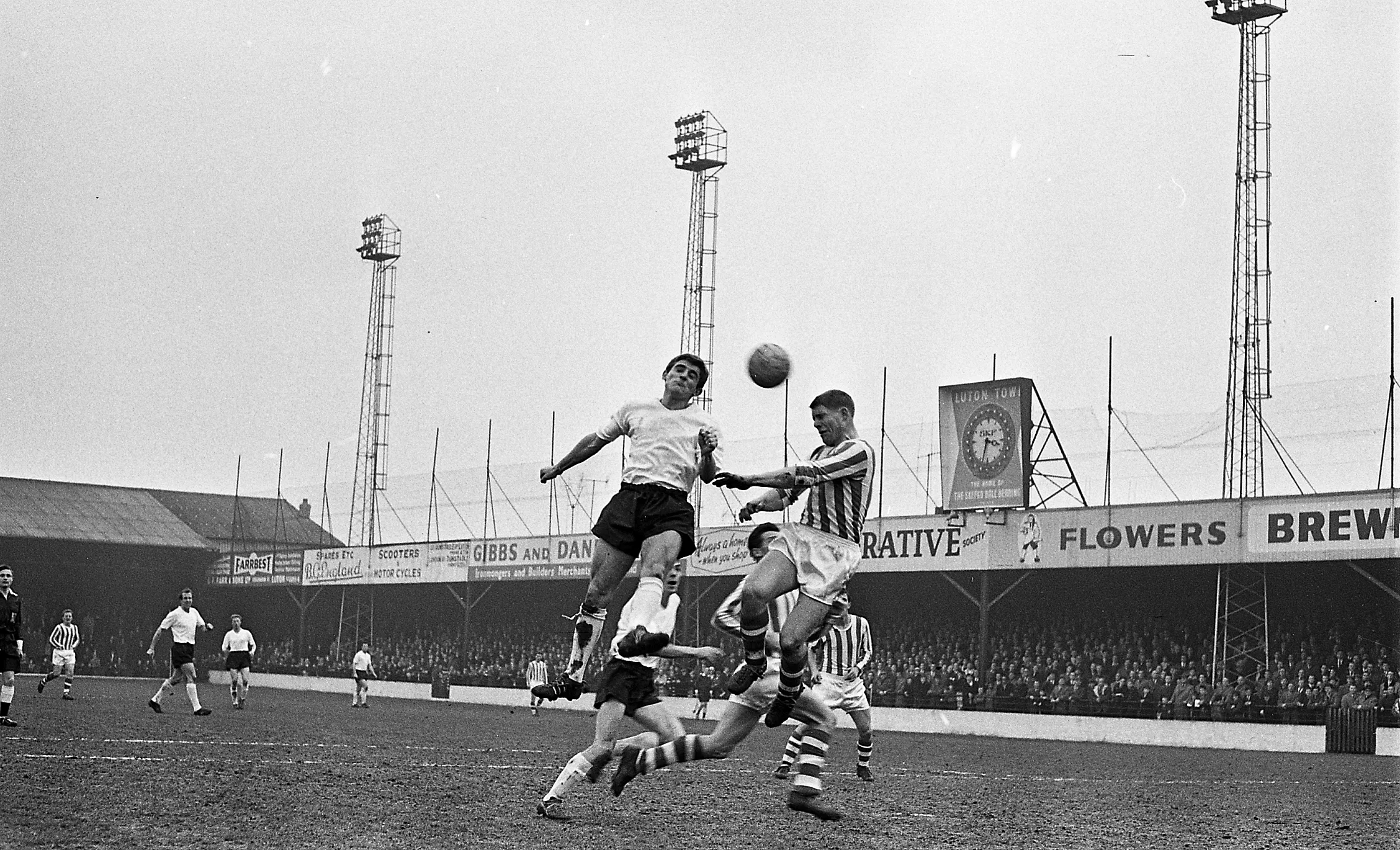 Ray Whittaker | Hatters Heritage | A History of Luton Town FC