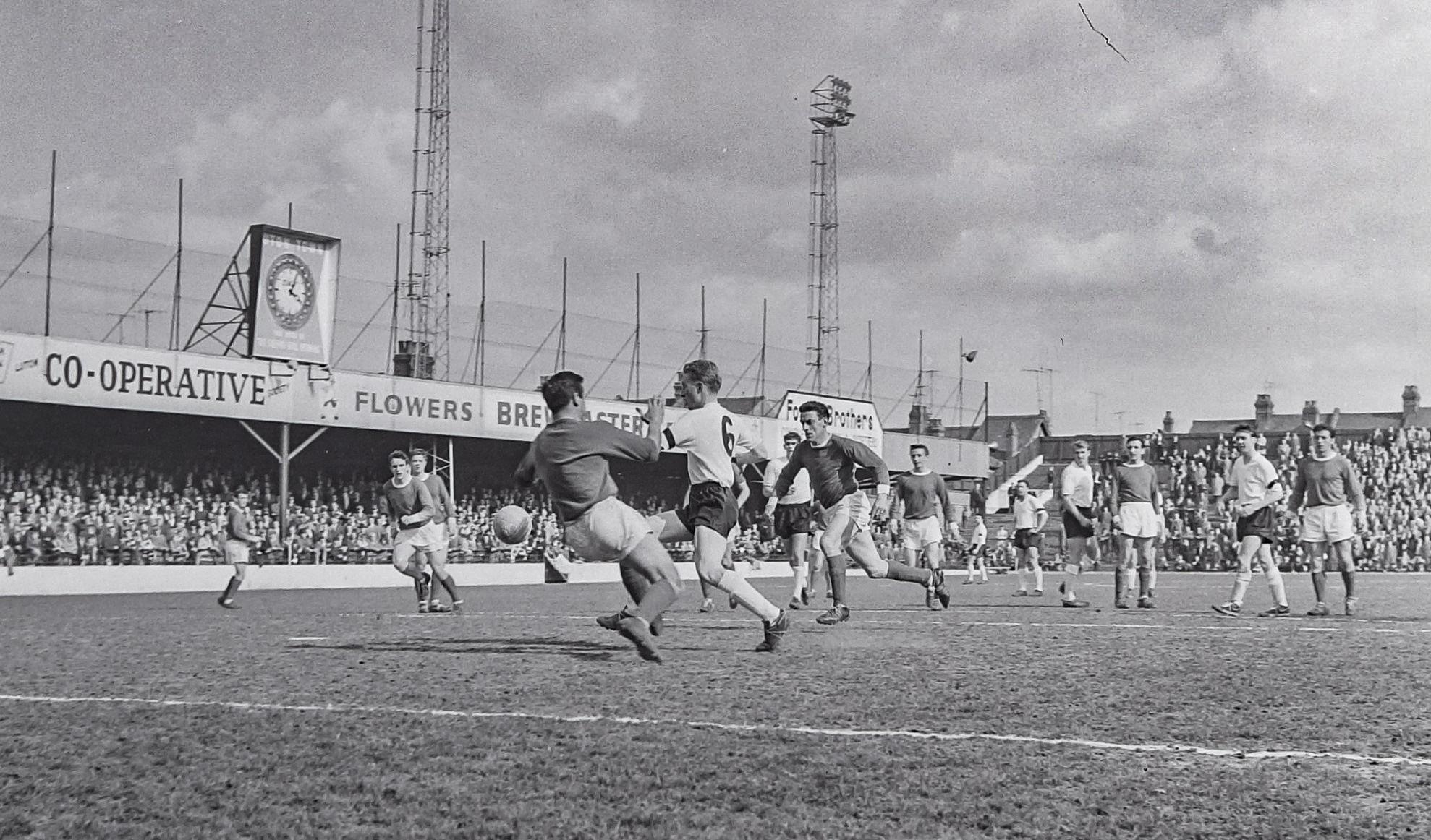 Luton Town FC vs Wrexham (11th Apr 1964) | Hatters Heritage | A History ...