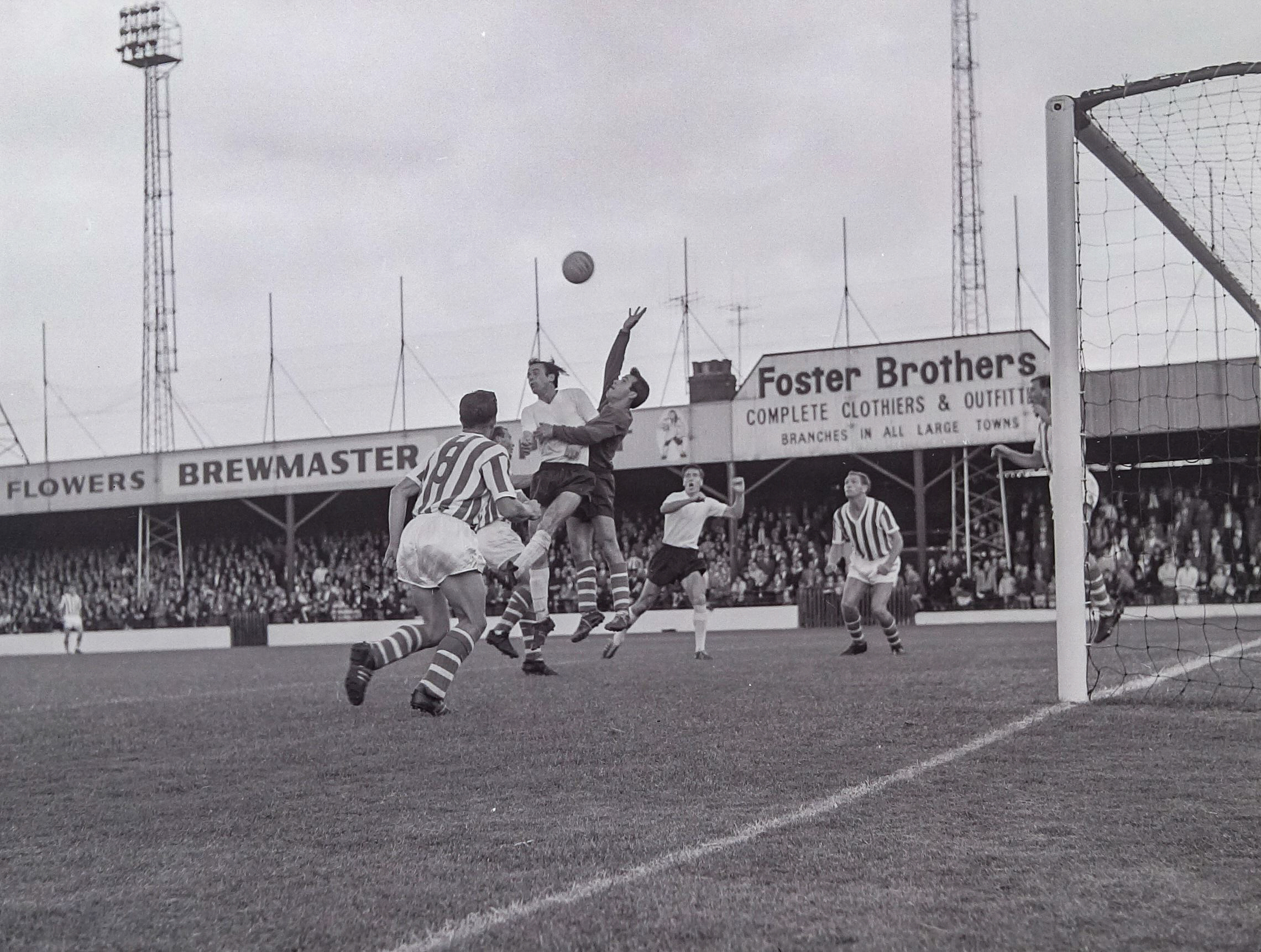 Gordon Riddick | Hatters Heritage | A History of Luton Town FC