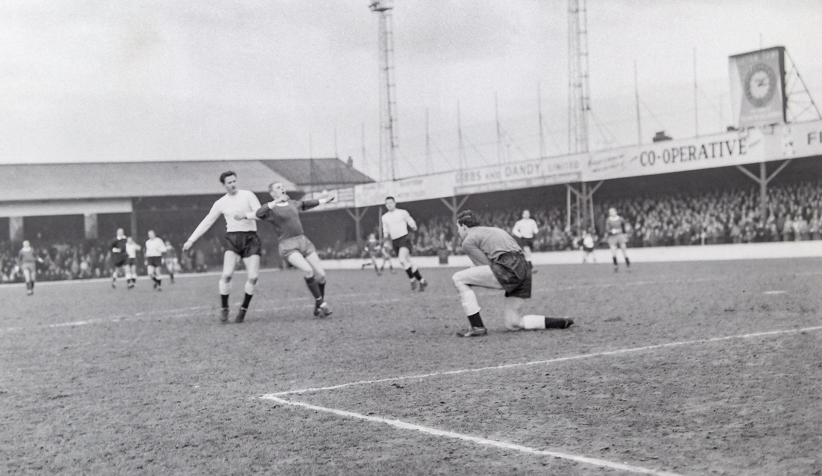 Colin Tinsley | Hatters Heritage | A History of Luton Town FC