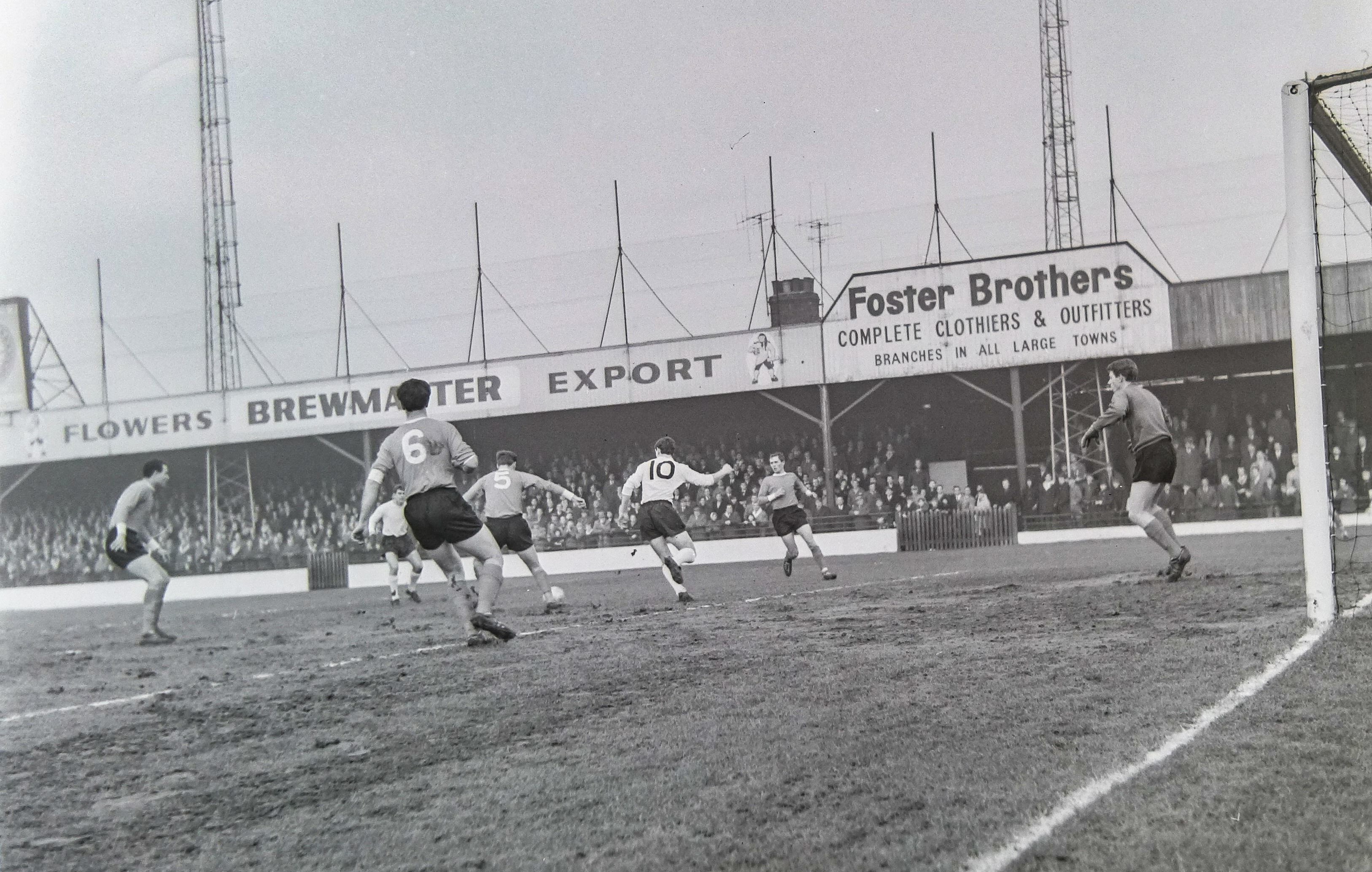 Bruce Rioch | Hatters Heritage | A History of Luton Town FC