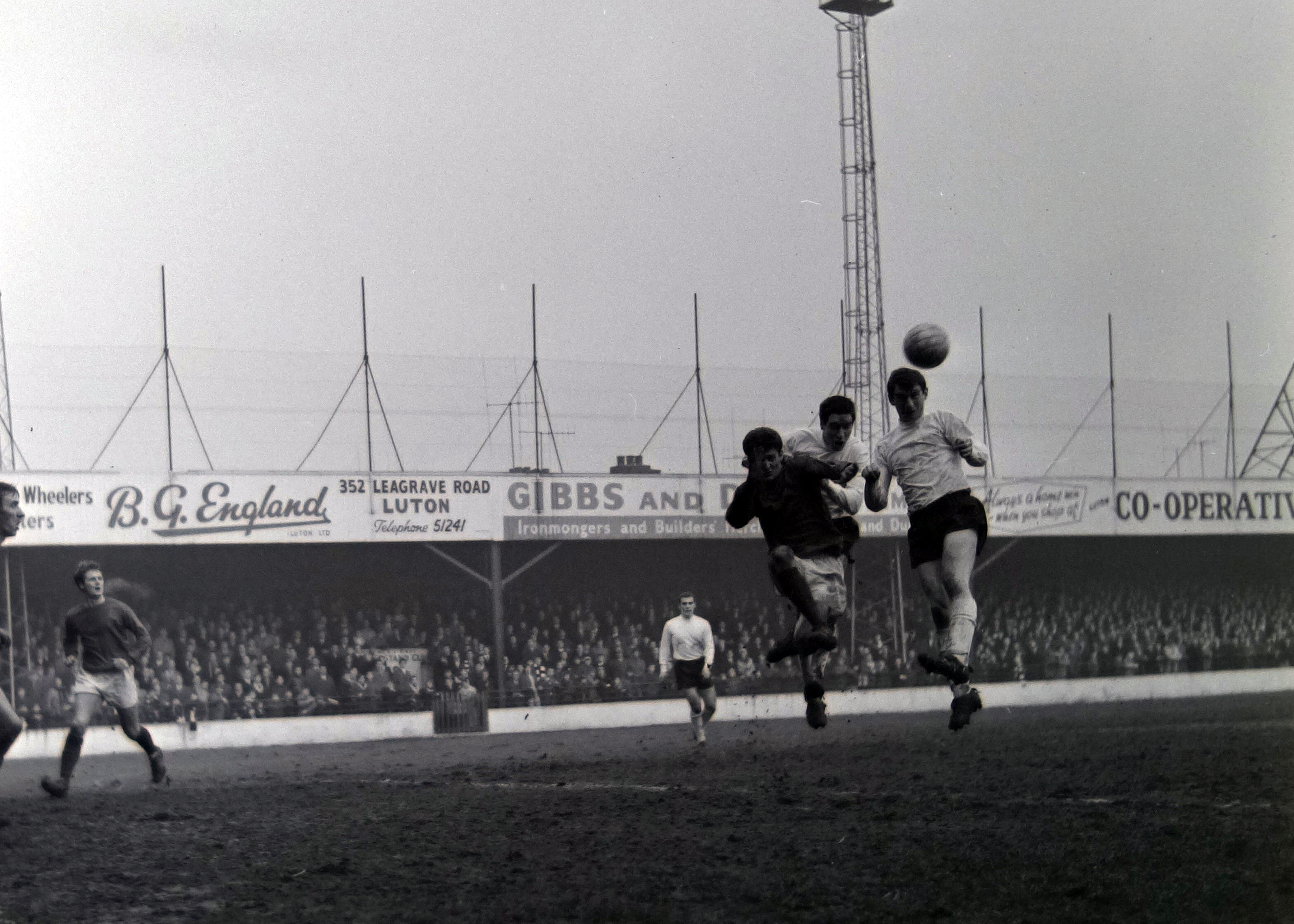 Gordon Riddick | Hatters Heritage | A History of Luton Town FC