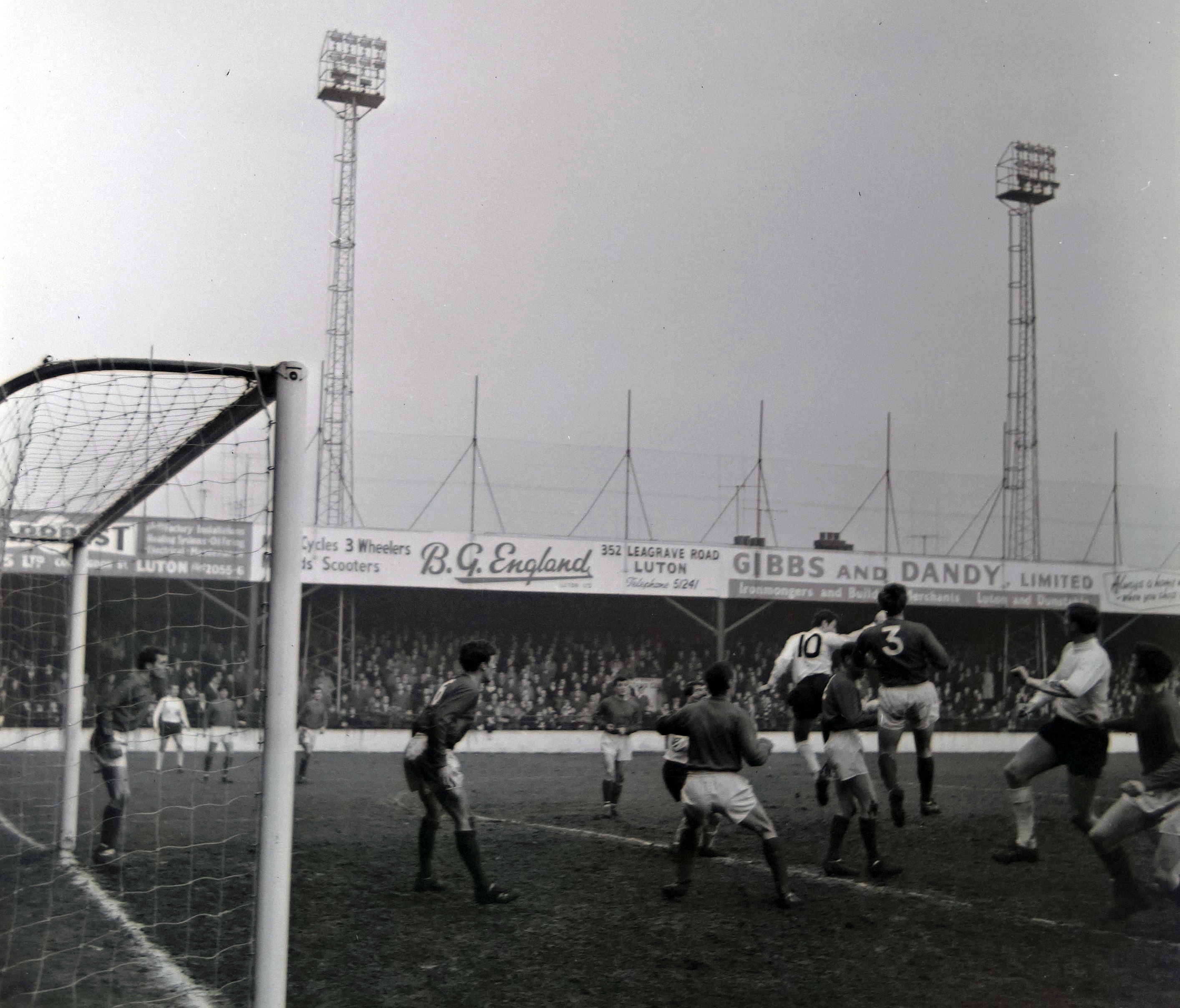 Bruce Rioch | Hatters Heritage | A History of Luton Town FC