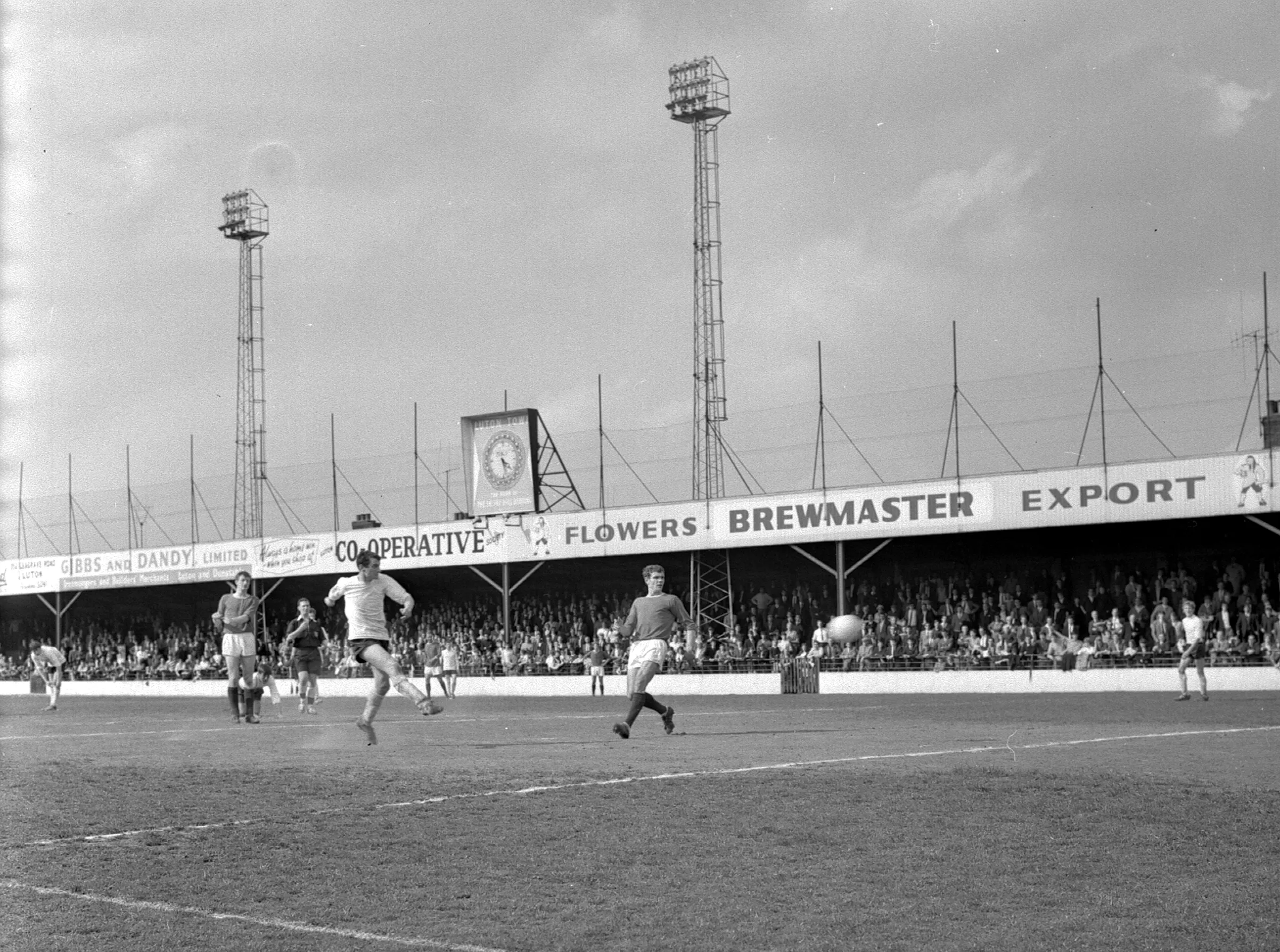 David Pleat | Hatters Heritage | A History of Luton Town FC