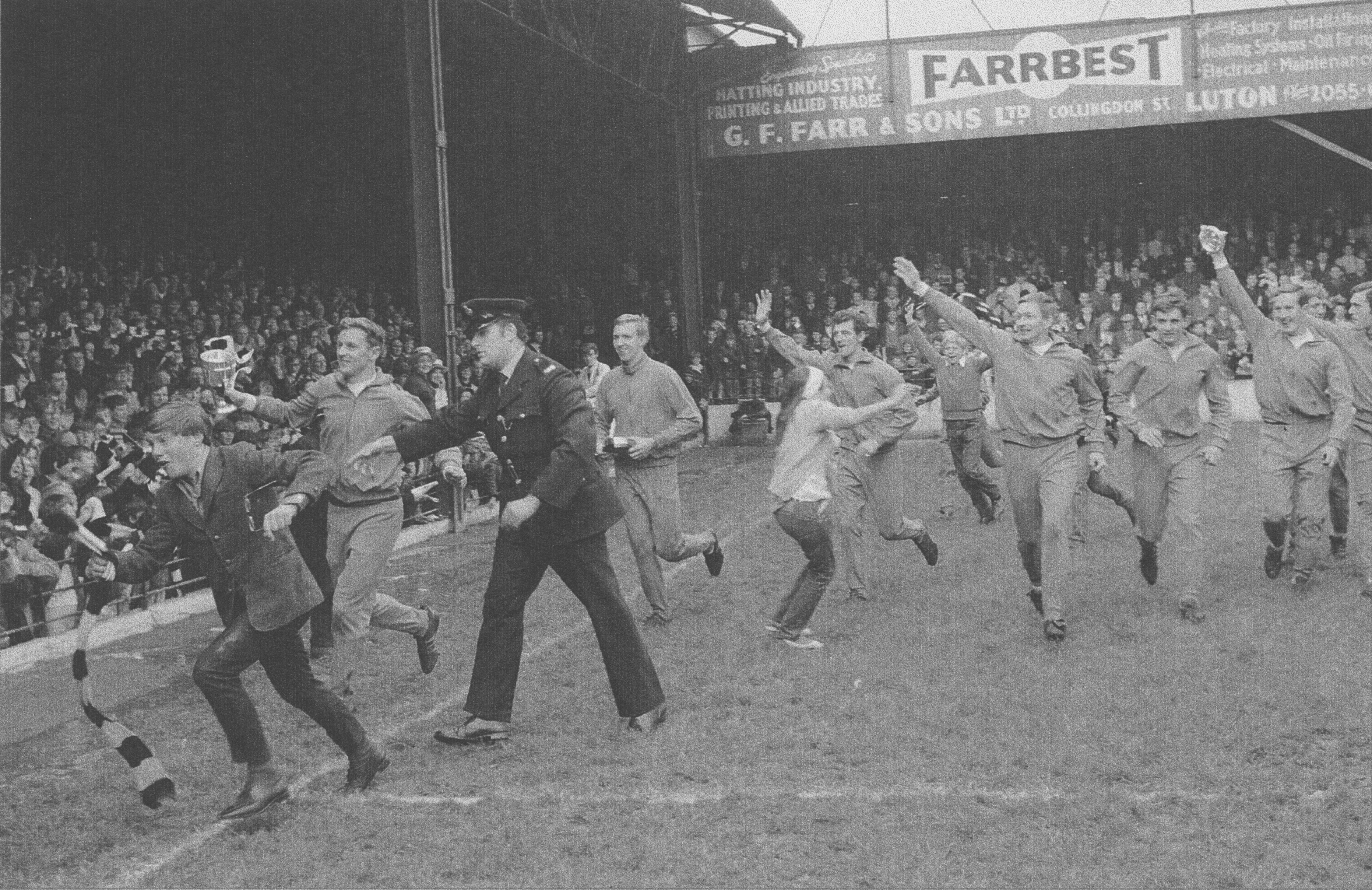 Luton Town FC vs Brentford (11th May 1968) | Hatters Heritage | A ...