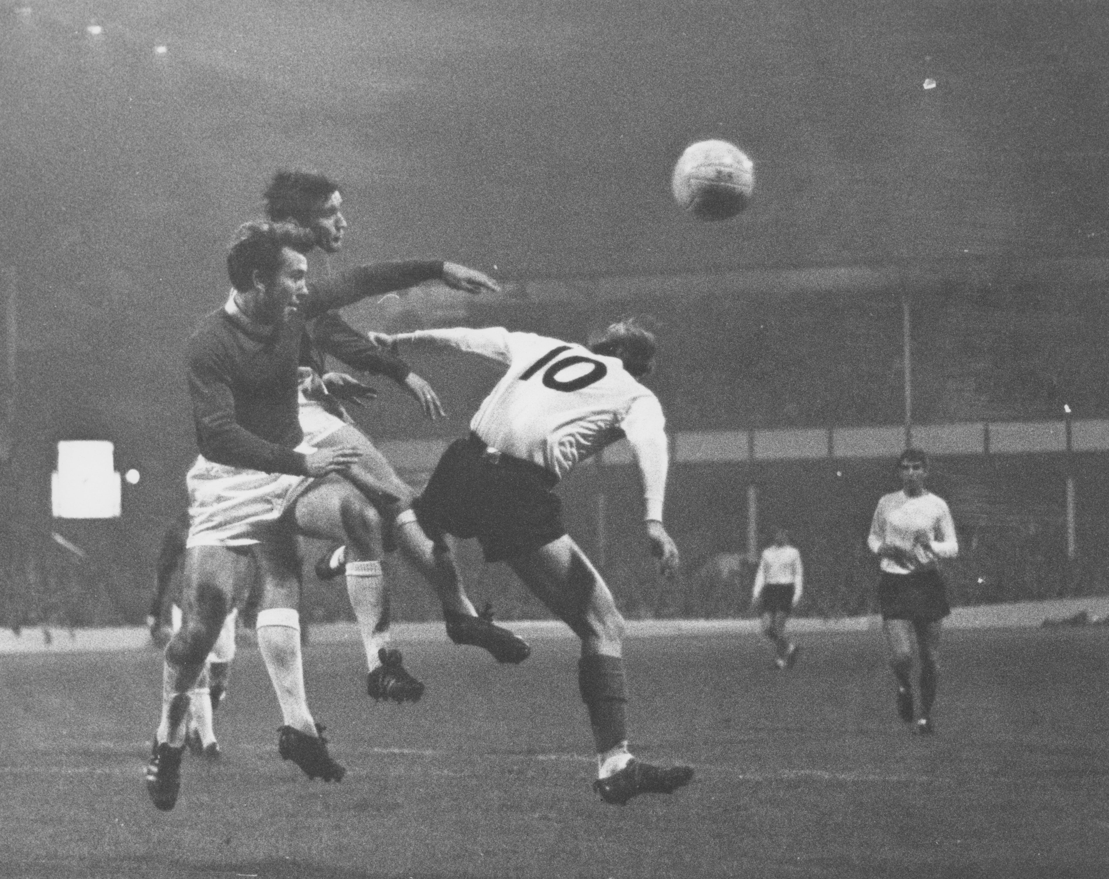 Ian Buxton | Hatters Heritage | A History of Luton Town FC