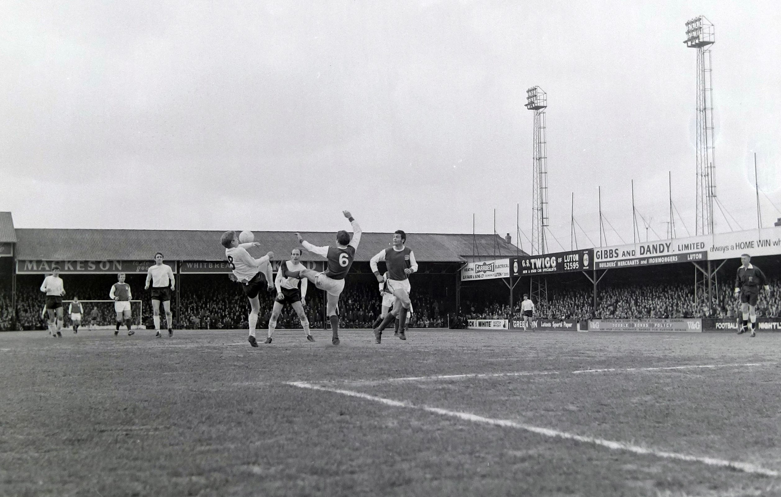 Luton Town FC vs Brighton & Hove Albion (12th Apr 1969) | Hatters ...