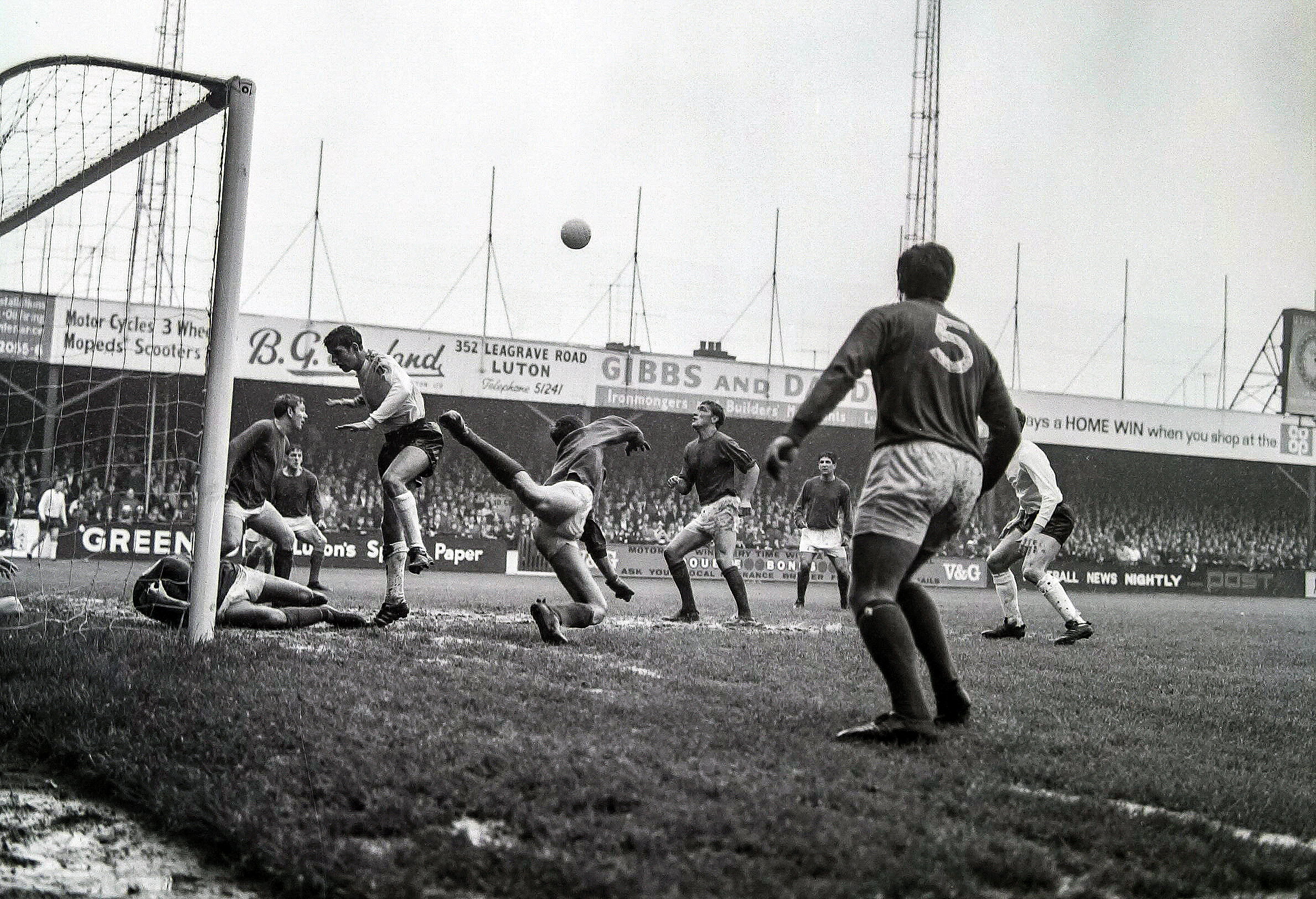 Alan Slough | Hatters Heritage | A History of Luton Town FC