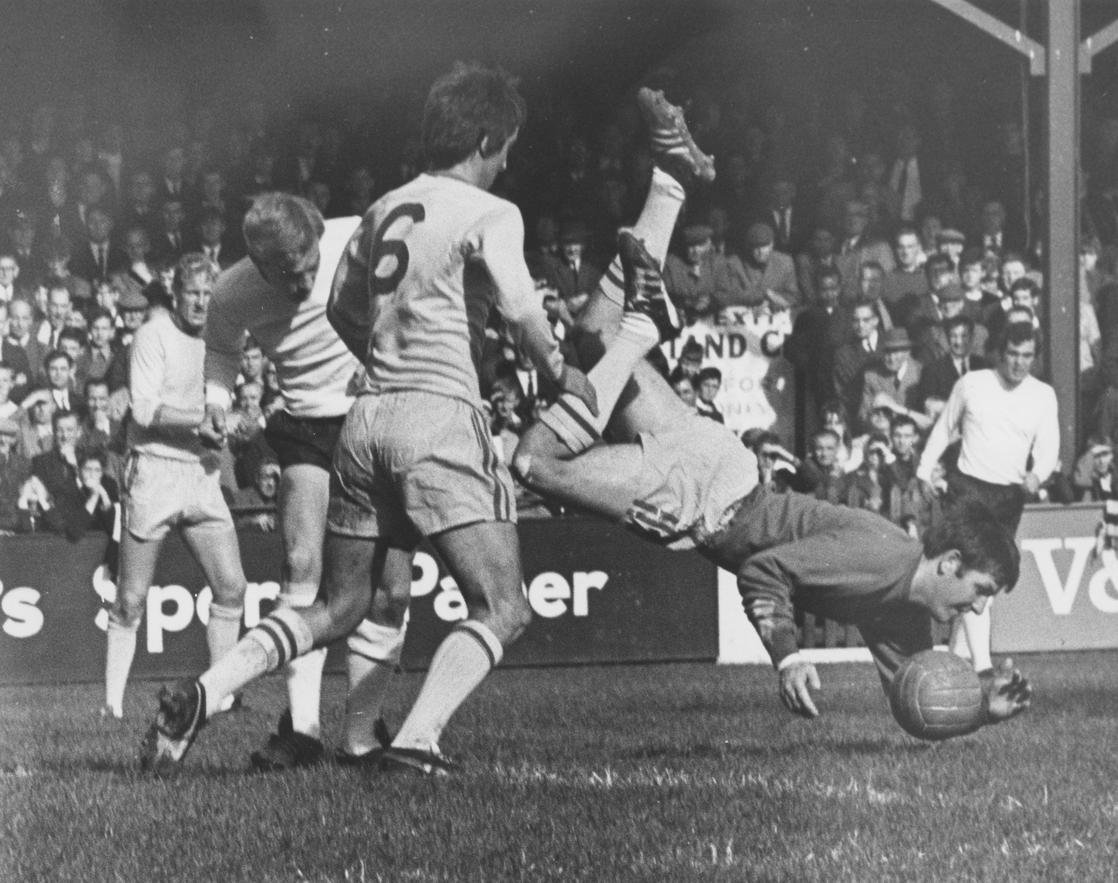 Brian Lewis | Hatters Heritage | A History of Luton Town FC