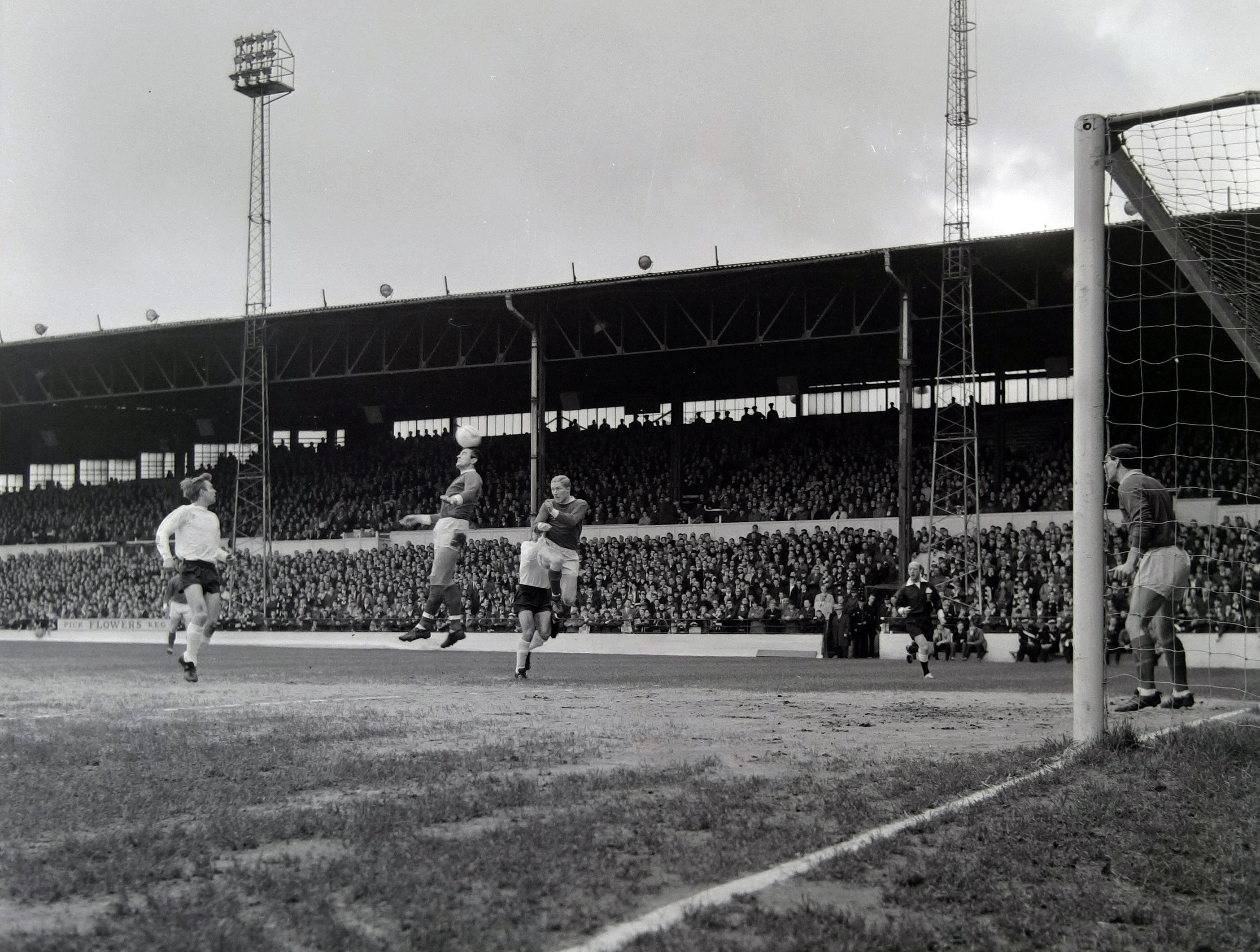 Brian Lewis | Hatters Heritage | A History of Luton Town FC