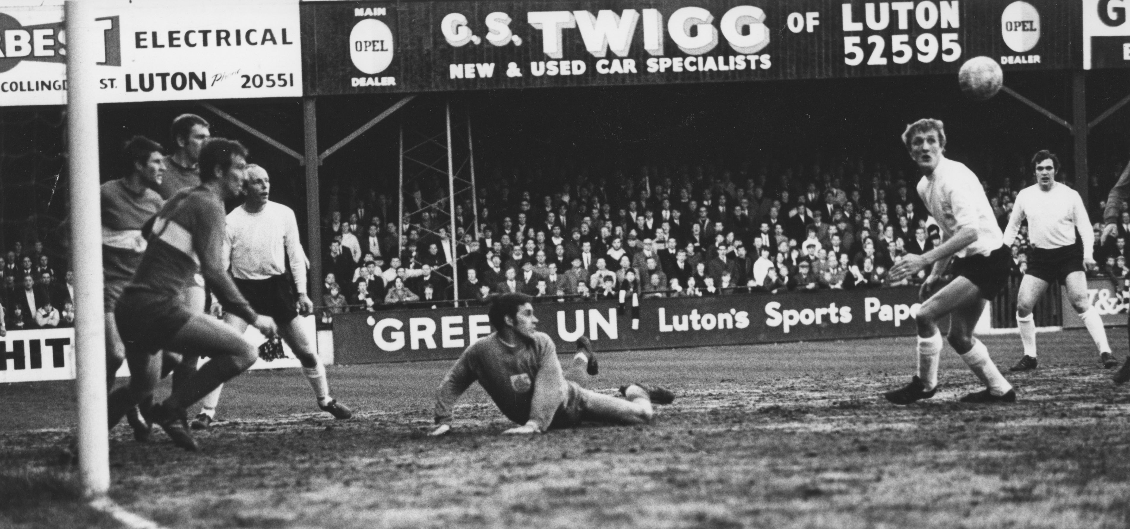 Ian Buxton | Hatters Heritage | A History of Luton Town FC