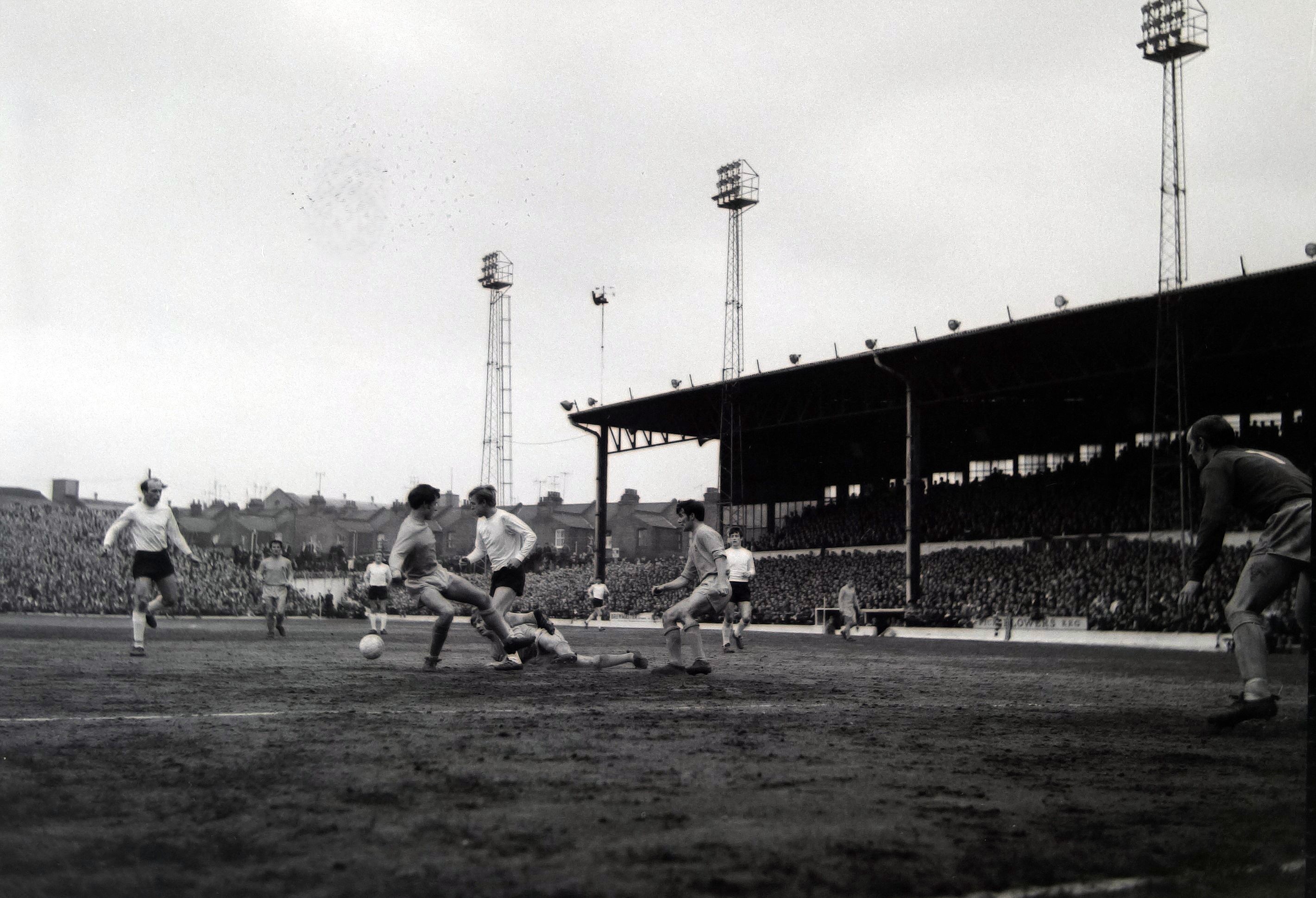 Ian Buxton | Hatters Heritage | A History of Luton Town FC