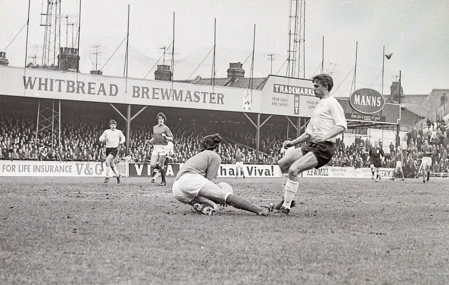 Luton Town FC vs Reading (28th Mar 1970) | Hatters Heritage | A History ...