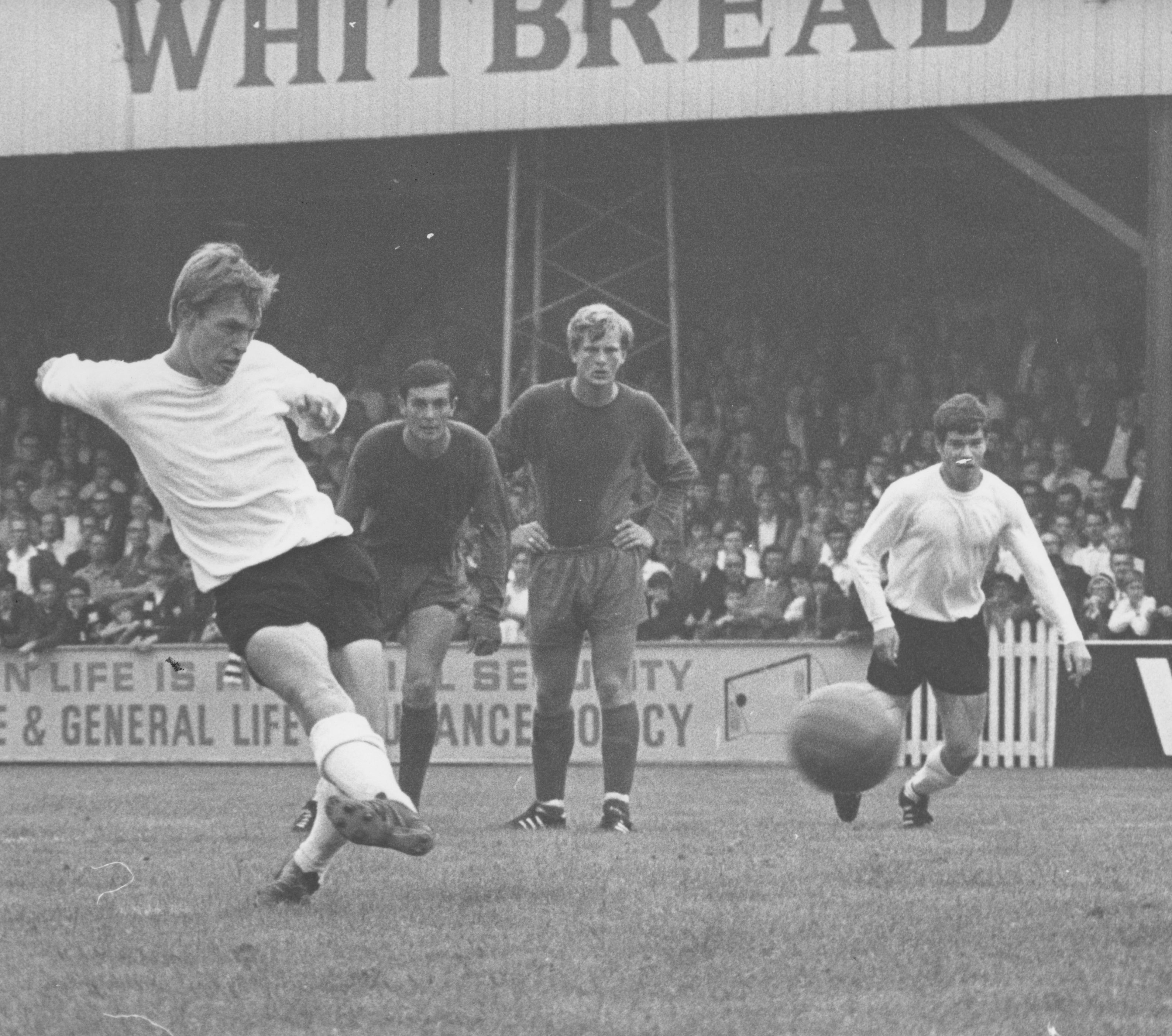 Brian Lewis | Hatters Heritage | A History of Luton Town FC