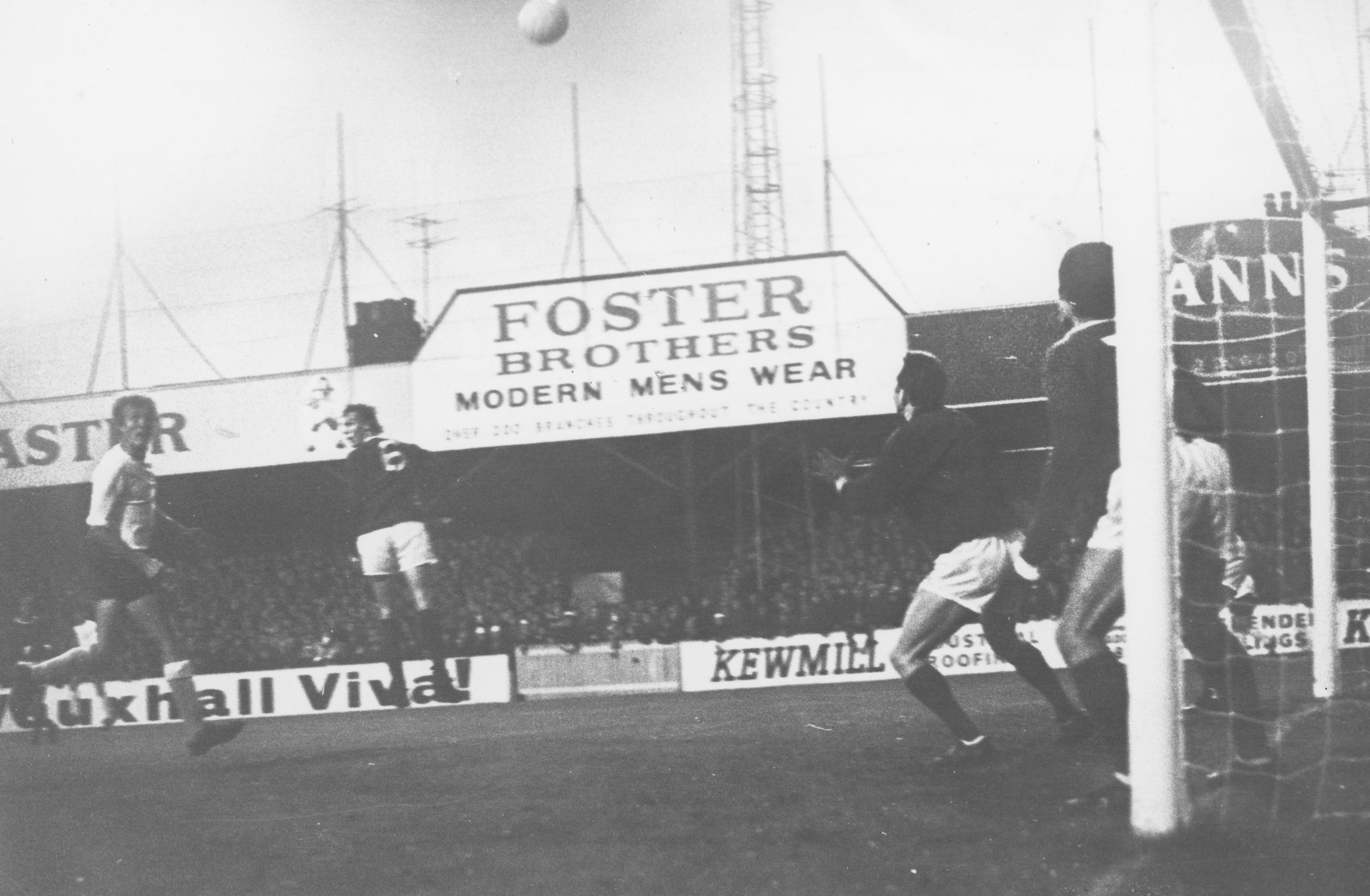 Keith Allen | Hatters Heritage | A History of Luton Town FC