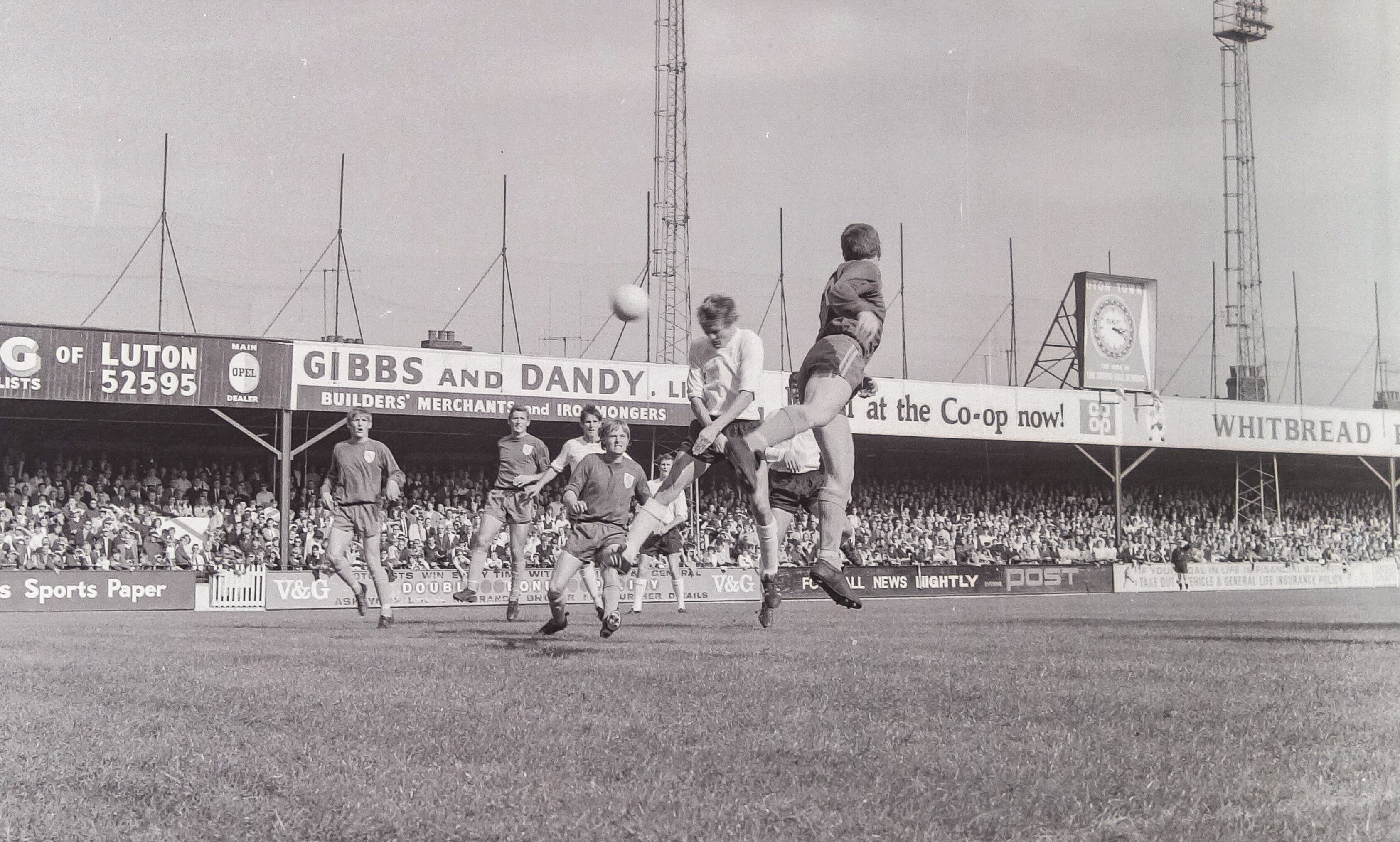 Keith Allen | Hatters Heritage | A History of Luton Town FC